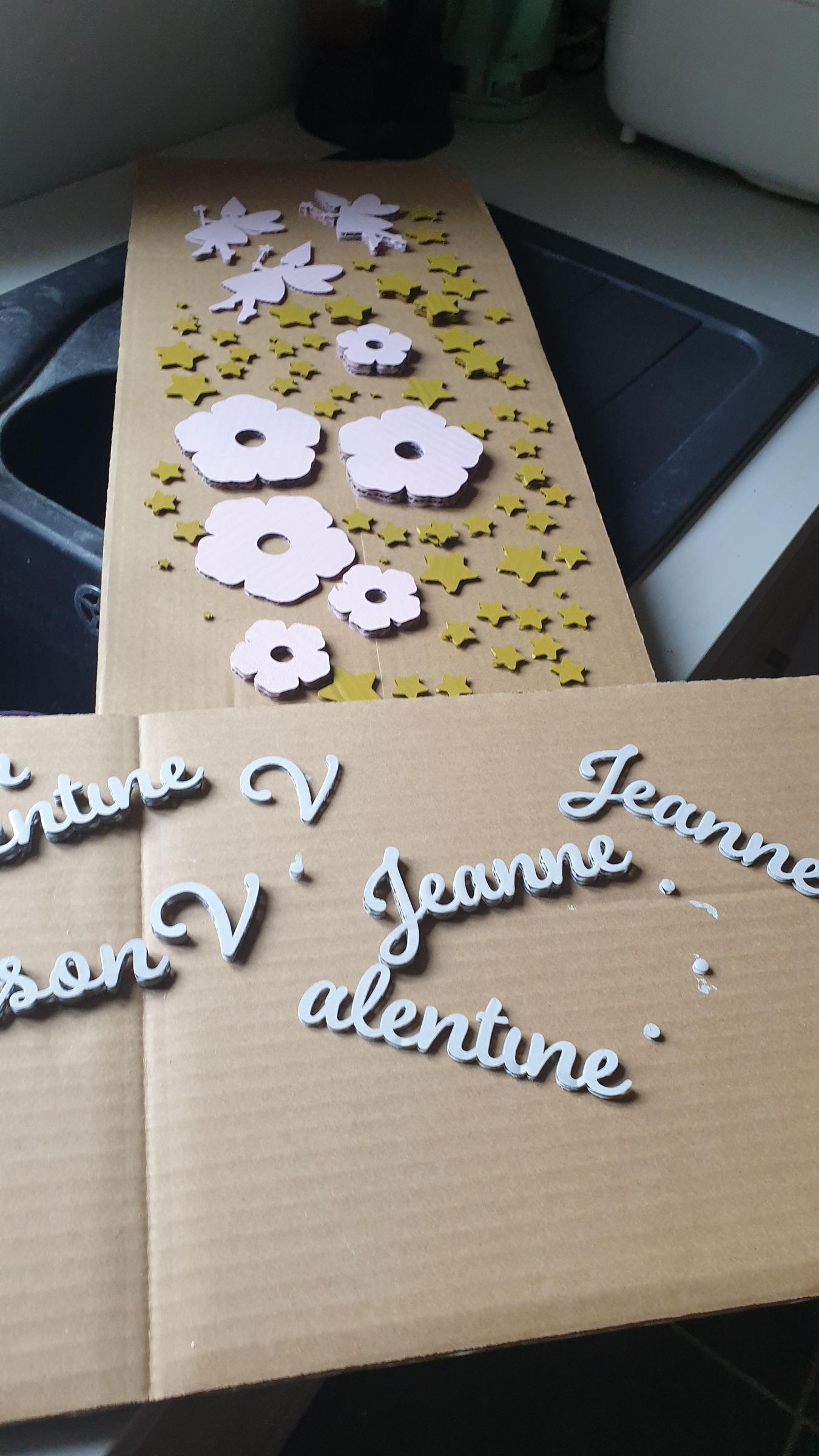 Kid Name Circle Board : 5 Steps (with Pictures) - Instructables