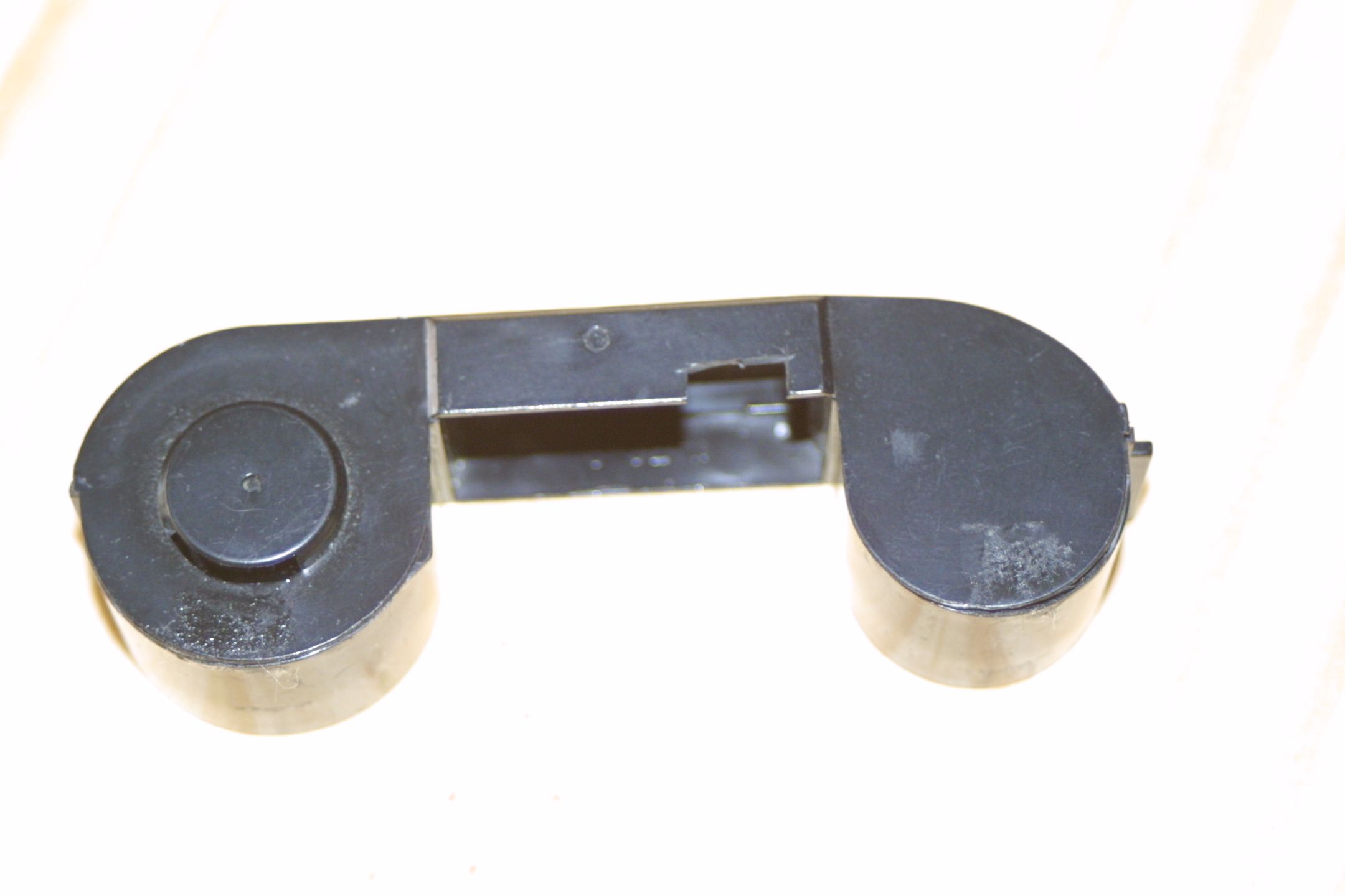 Disassemble and Reload a 110 Film Cartridge : 8 Steps (with Pictures ...