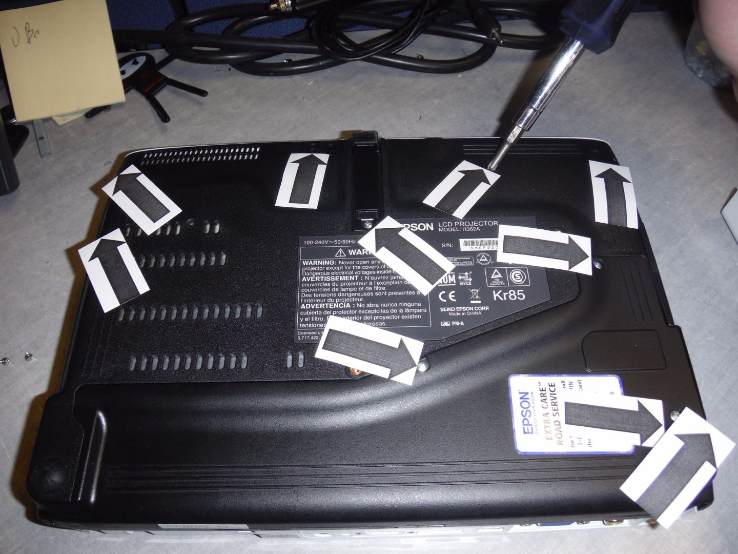 Epson 1770W LCD Projector Overheating? Repair It! : 8 Steps (with ...