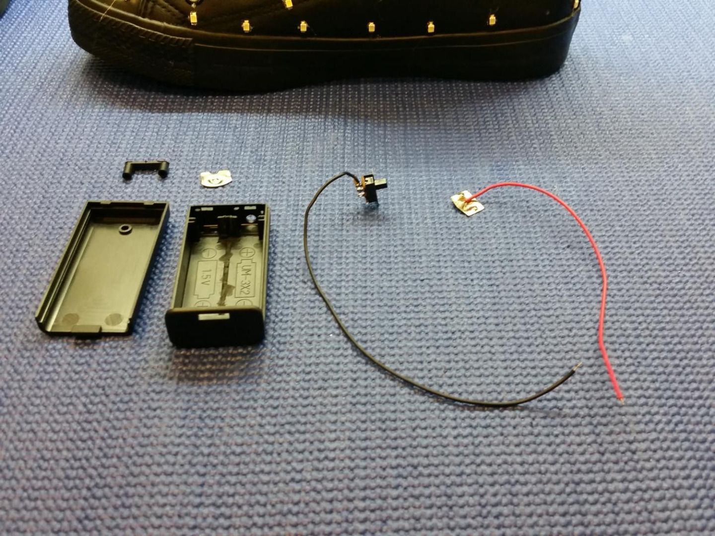 Interactive LED Shoes - Arduino : 8 Steps (with Pictures) - Instructables