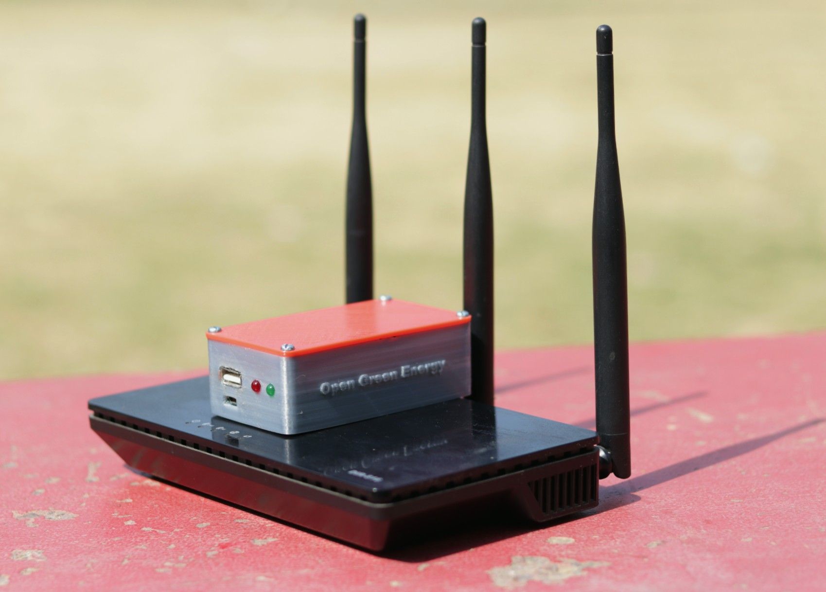 DIY Mini UPS for WiFi Router / Modem : 12 Steps (with Pictures ...