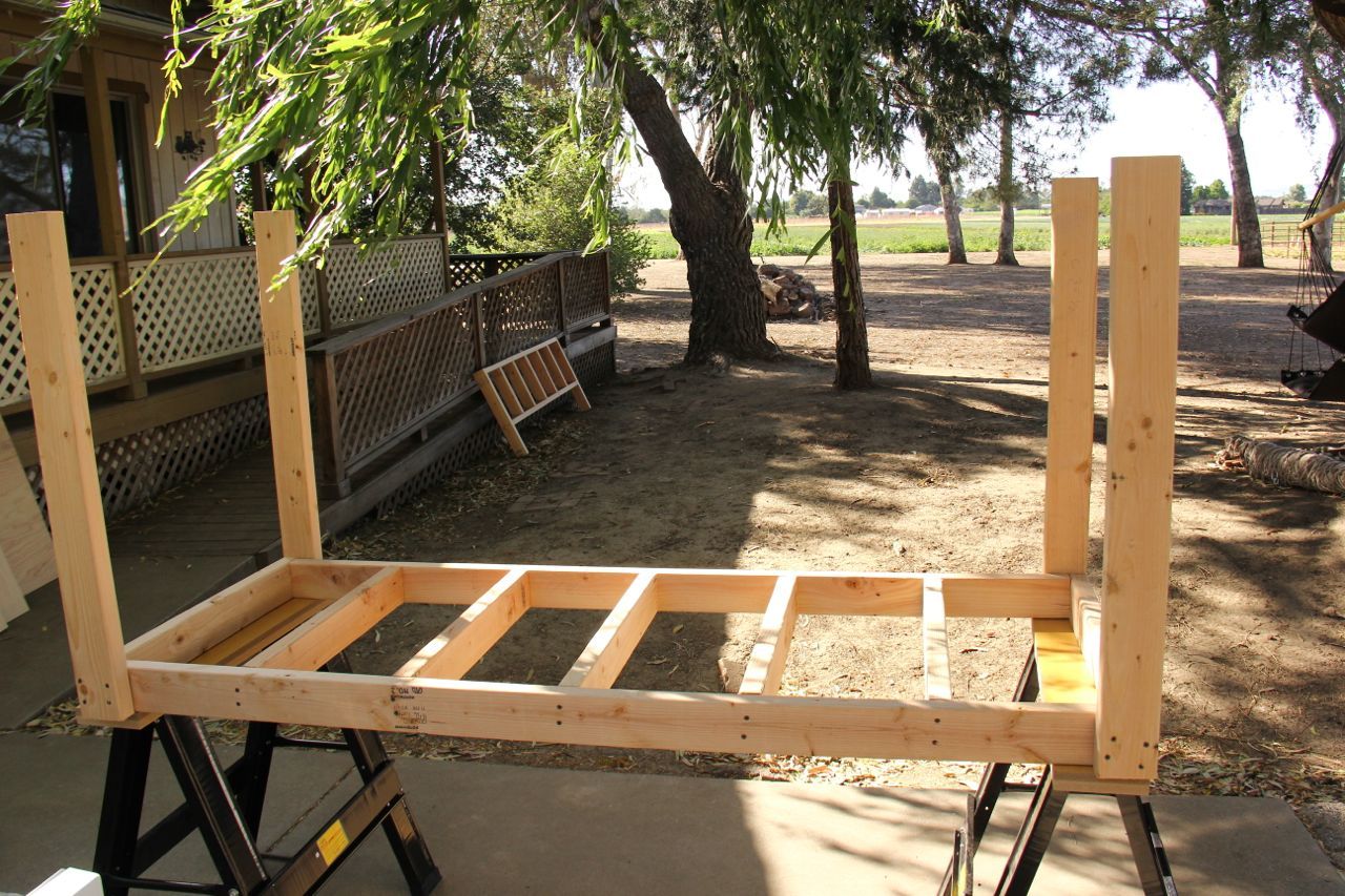 Simple Wooden Workbench : 11 Steps (with Pictures) - Instructables