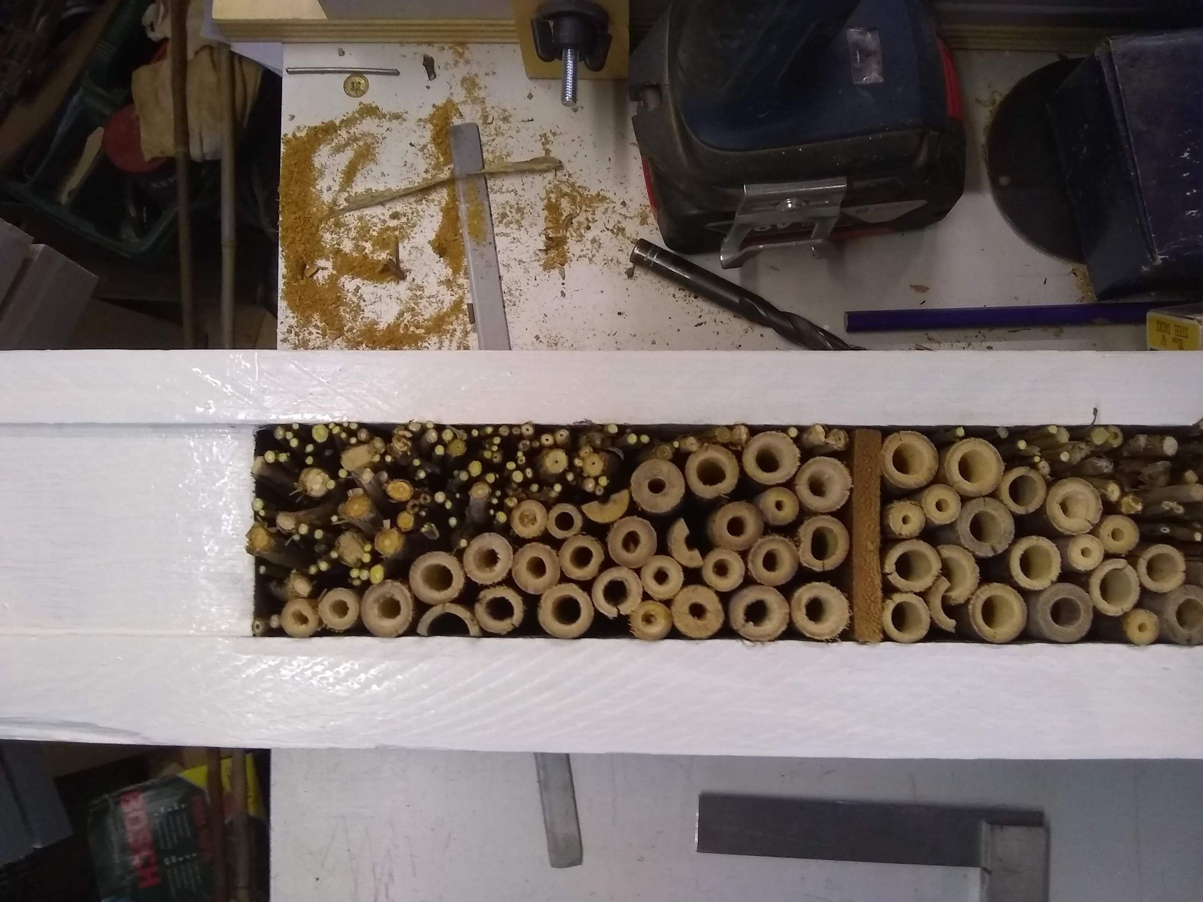 Bee & Bug Tower Hotel : 7 Steps (with Pictures) - Instructables