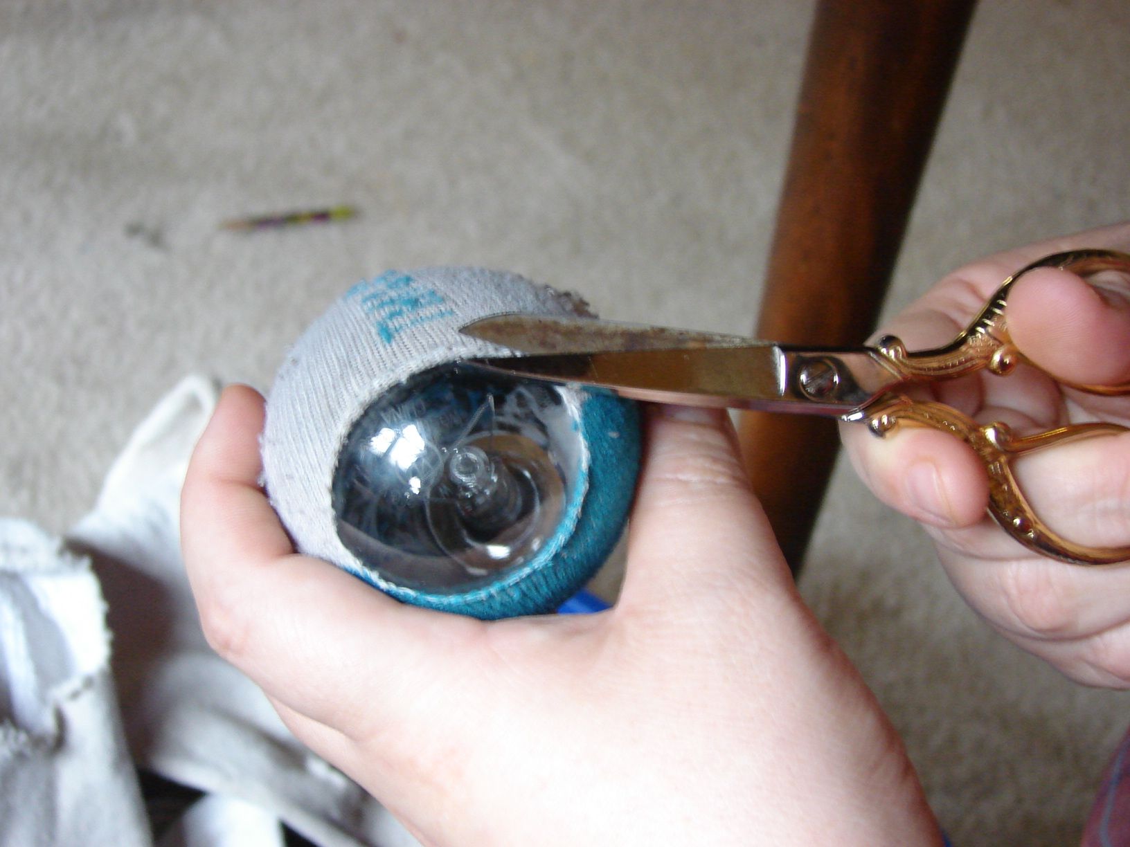 How to Mend a Sock : 8 Steps (with Pictures) - Instructables