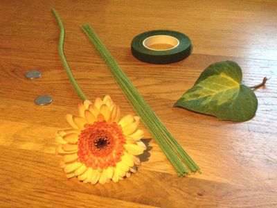 Easy Flower Corsages (Using Magnets) : 6 Steps - Instructables