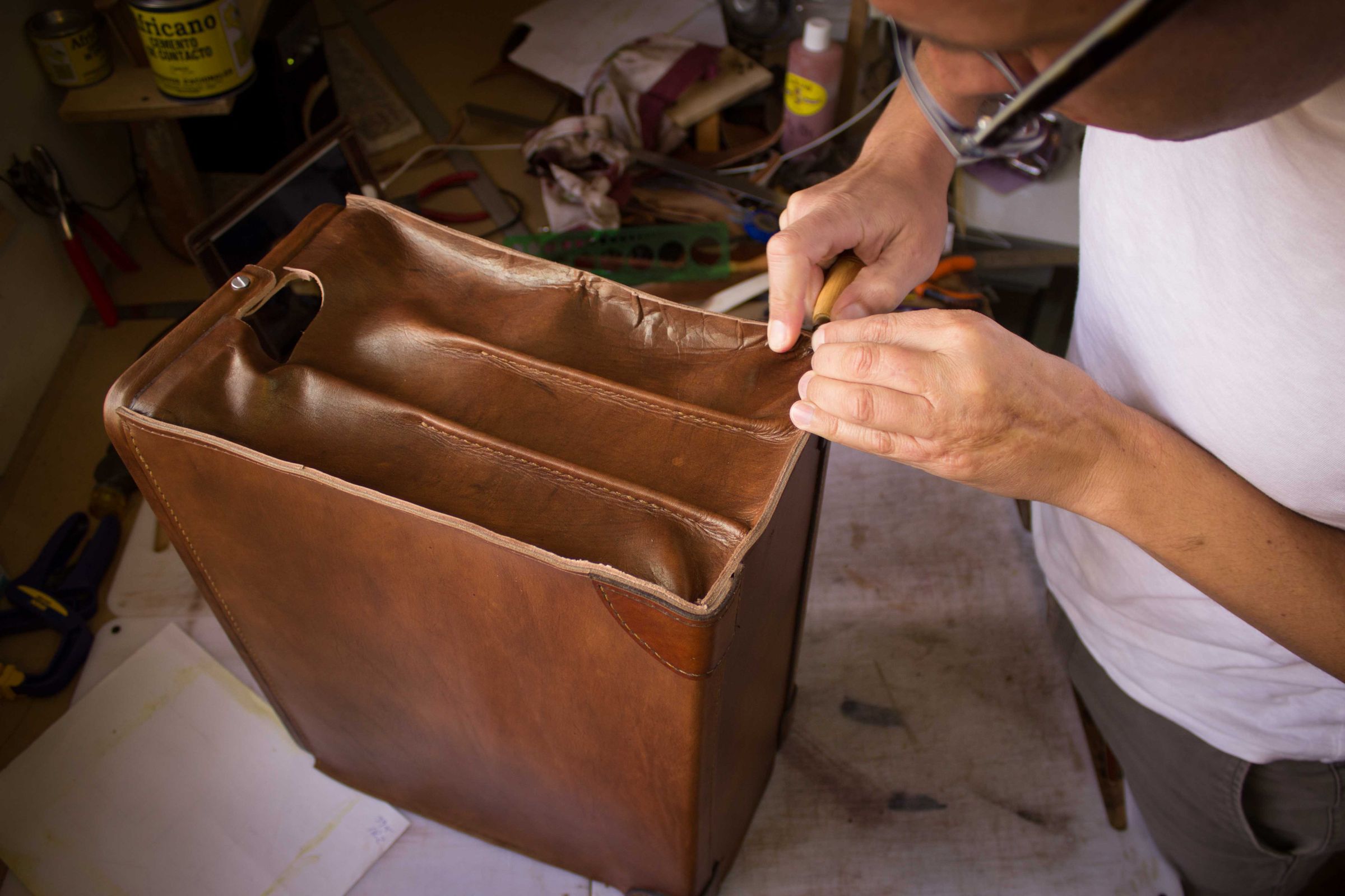 Leather MD Briefcase (Doctor's Bag) : 13 Steps (with Pictures ...