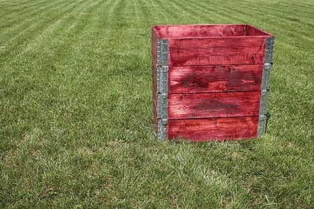 Simple Stackable Compost Bin From Pallet Collars : 8 Steps (with ...