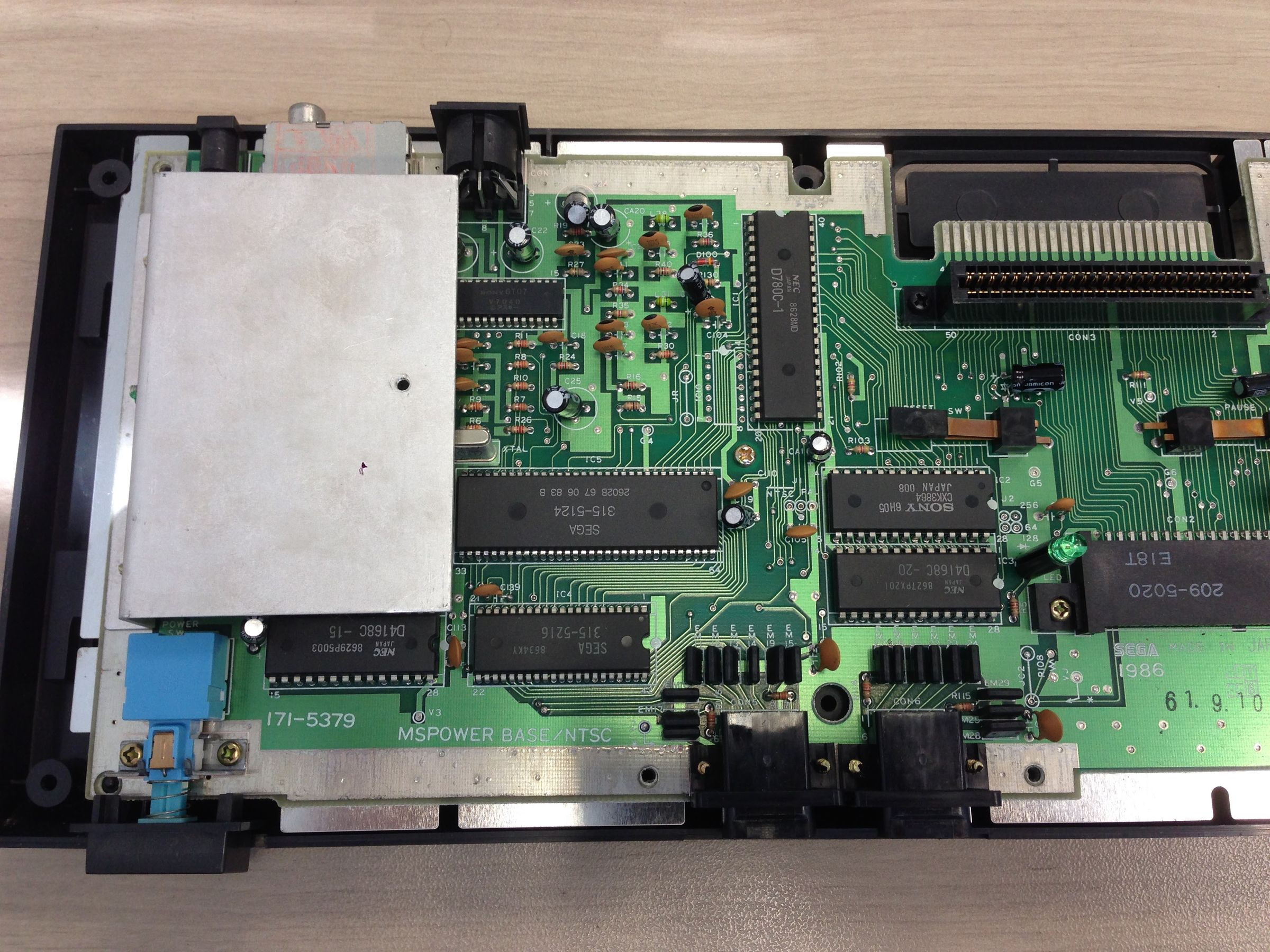 Sega Master System FM Modification : 9 Steps (with Pictures ...