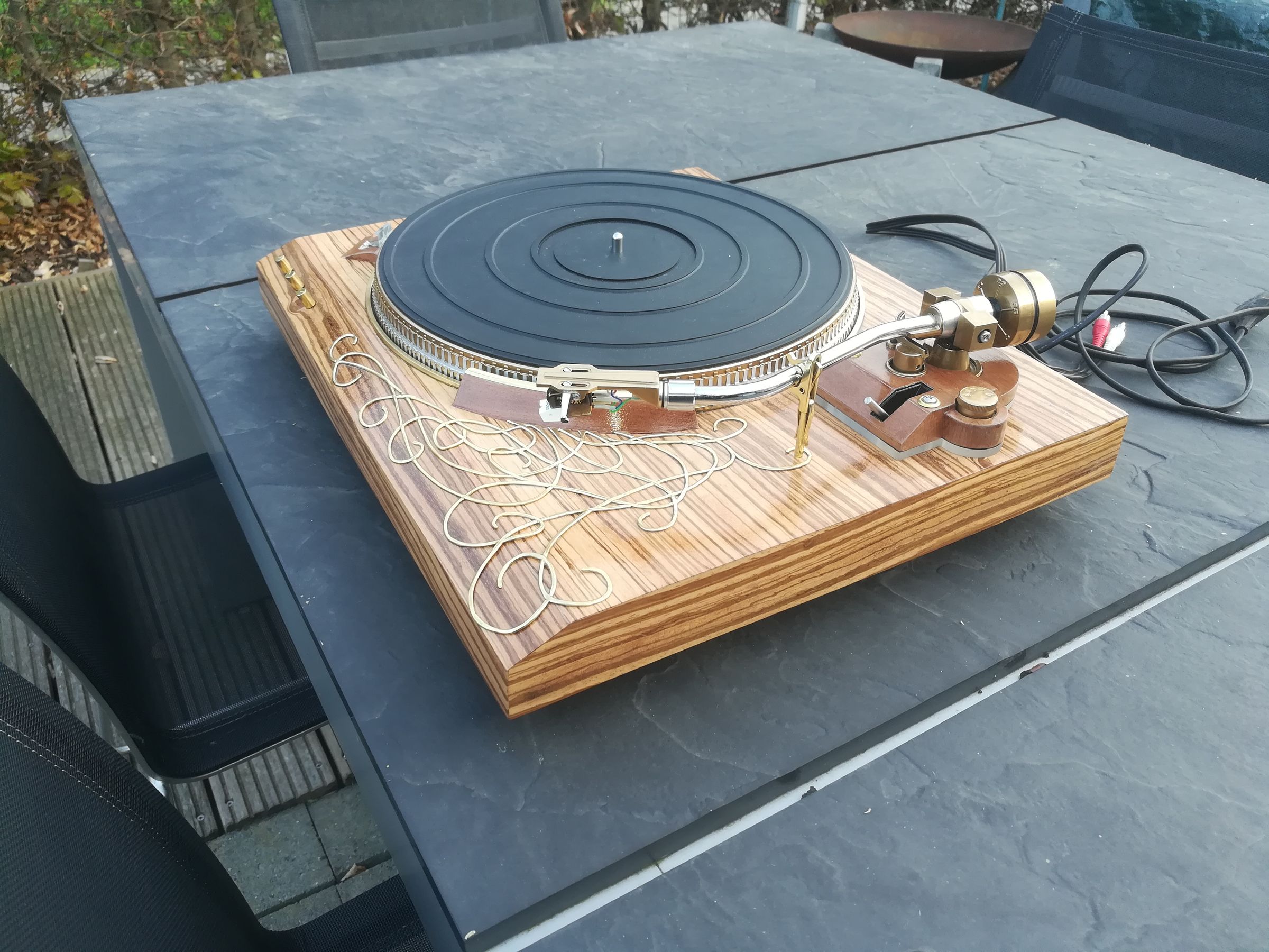 Restore an Old Record Player : 17 Steps (with Pictures) - Instructables