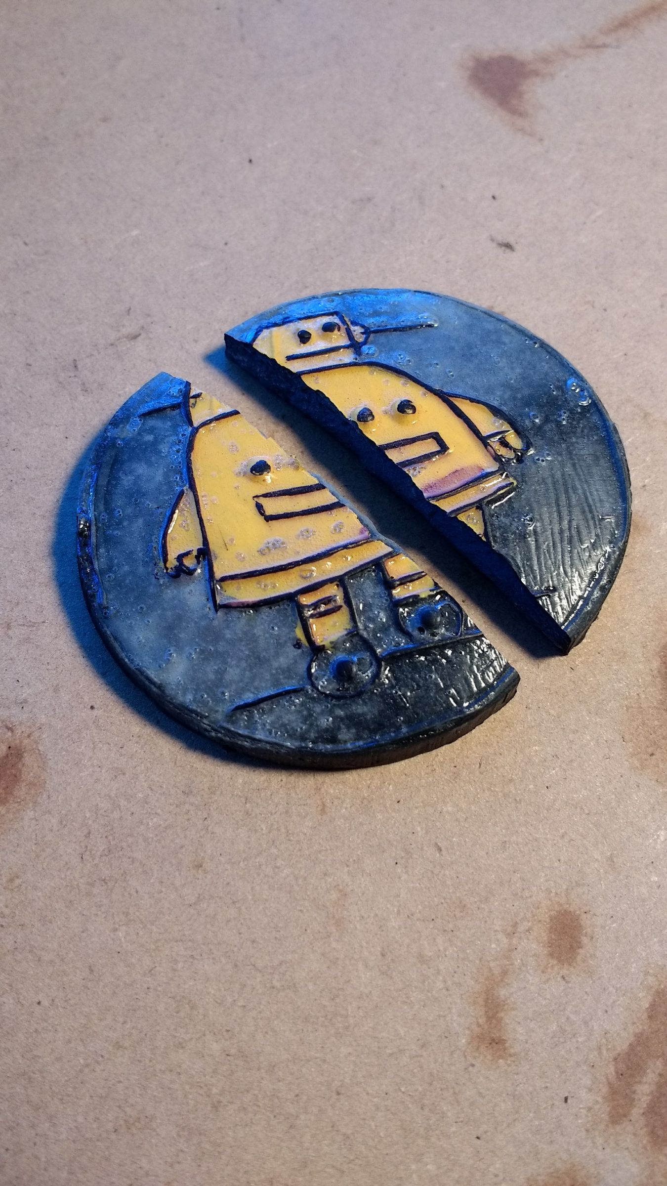Make Your Own Challenge Coin or Geocaching Token : 13 Steps (with ...