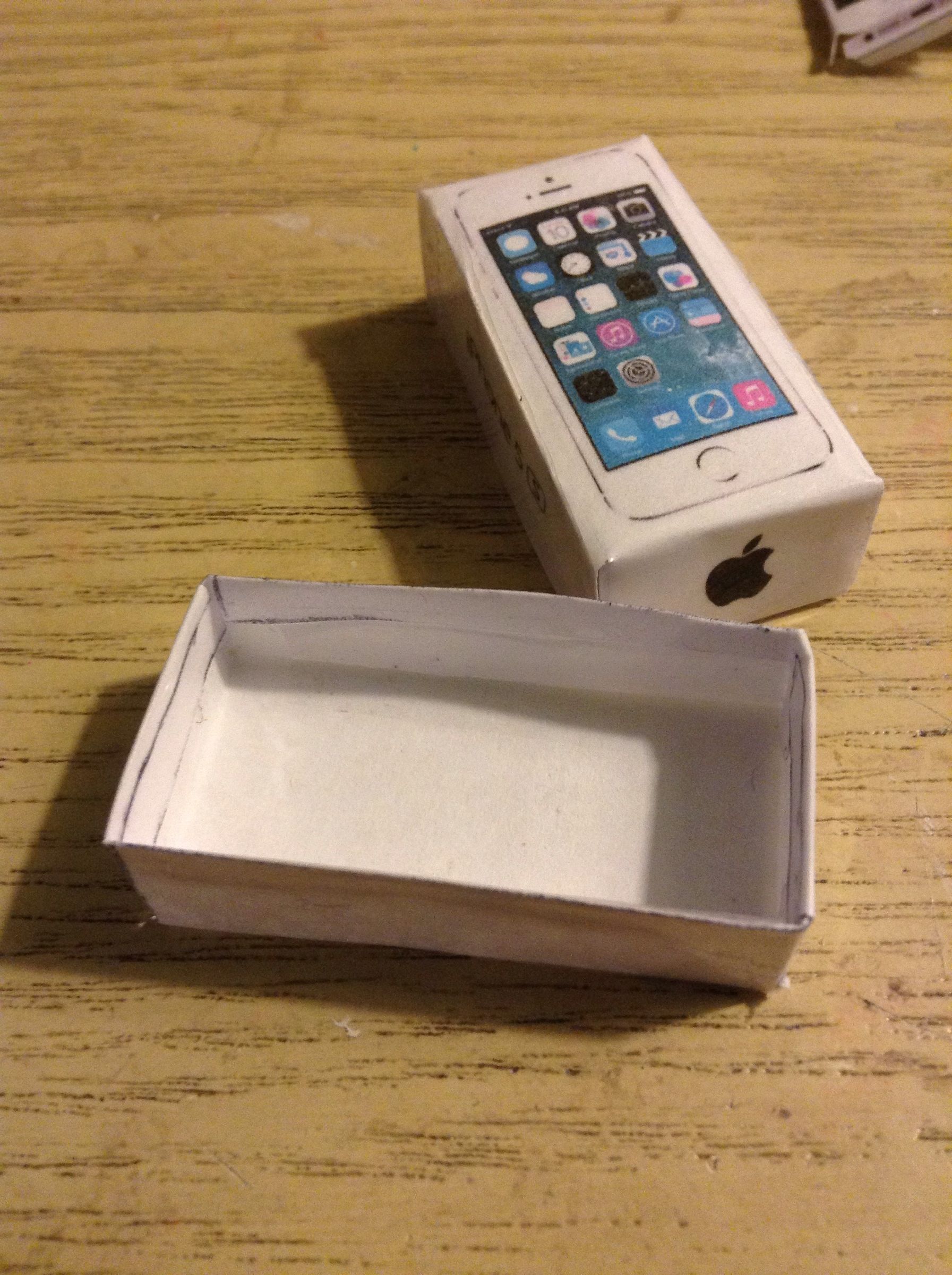 IPhone 5s Papercraft : 11 Steps - Instructables
