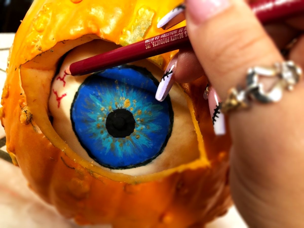 Spooky Double Pumpkin Eyeball : 7 Steps (with Pictures) - Instructables