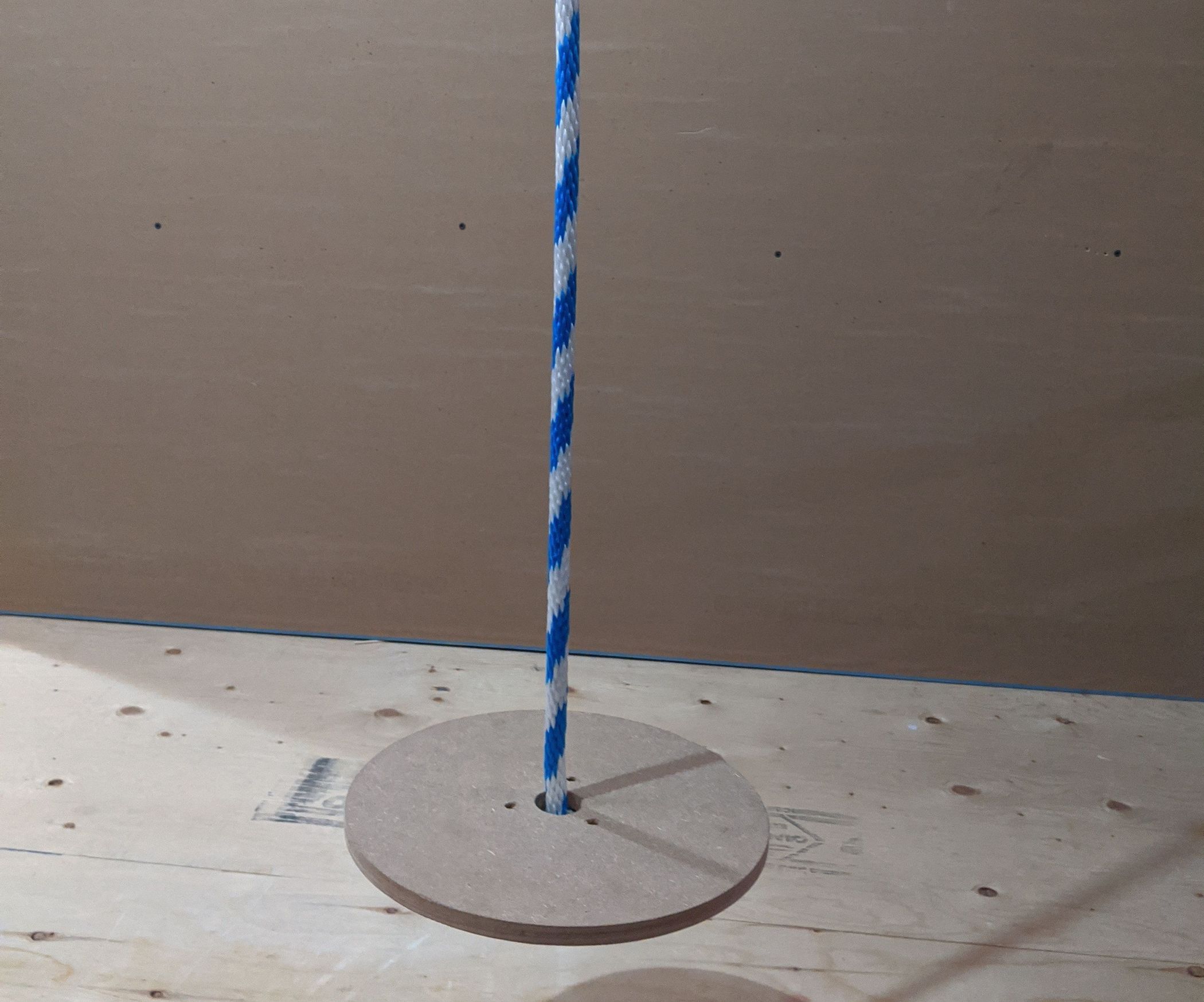 Quick & Easy Indoor Omni-directional Rope Swing - Instructables