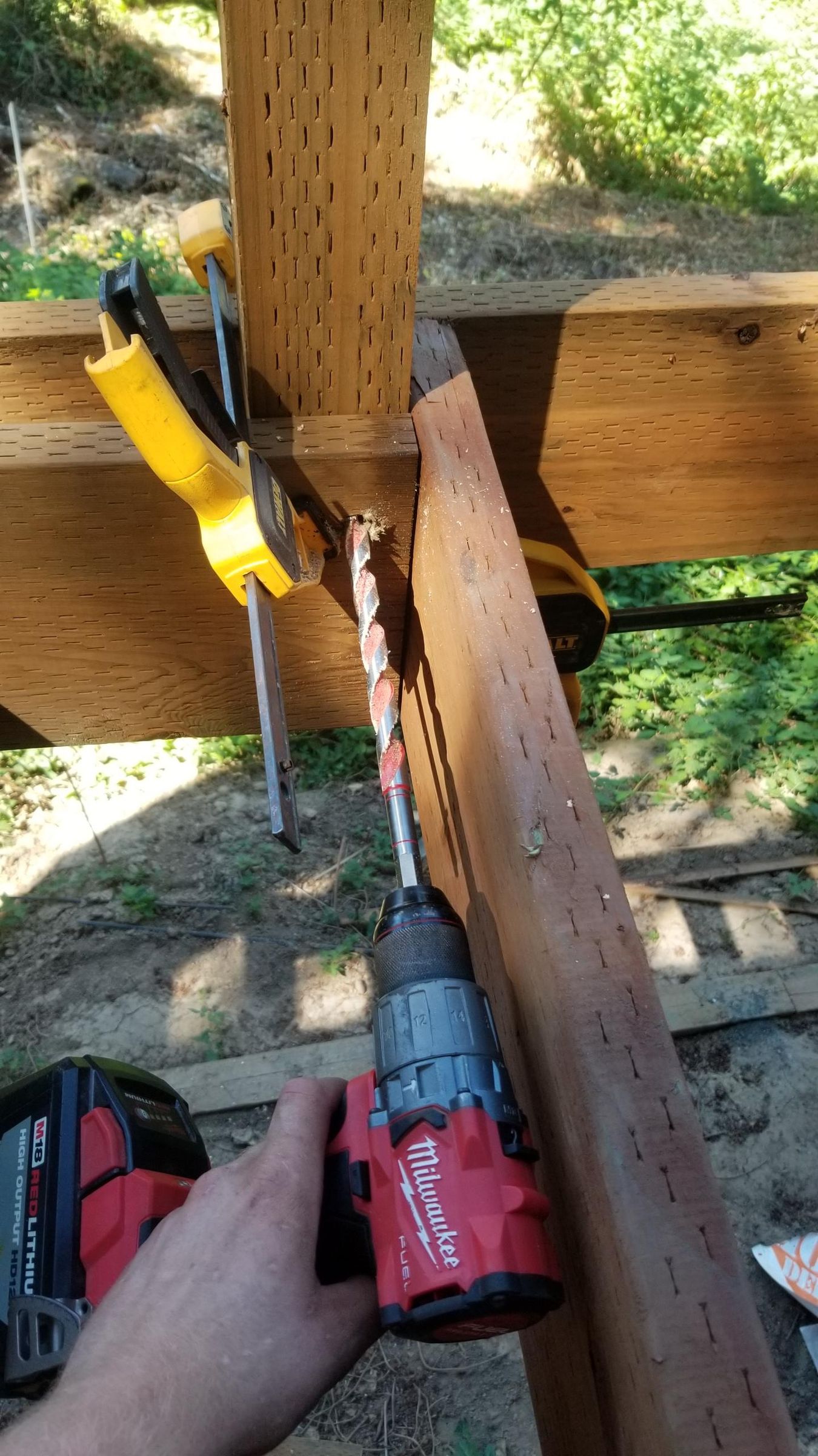 How to Attach Railing Posts to a Deck Frame : 10 Steps (with Pictures ...