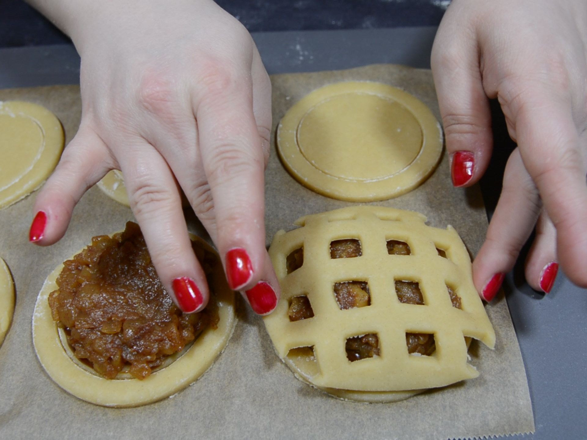 Mini Apple Pies Made With 3D Printed Lattice Cutter : 10 Steps (with ...
