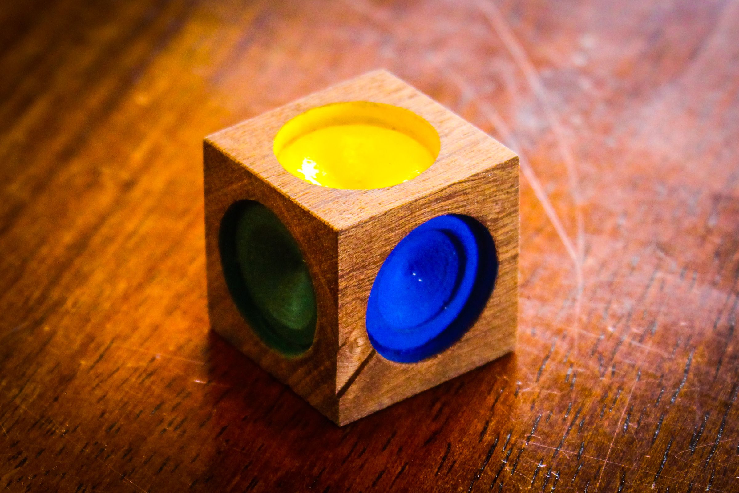 Instant Insanity Puzzle : 24 Steps (with Pictures) - Instructables