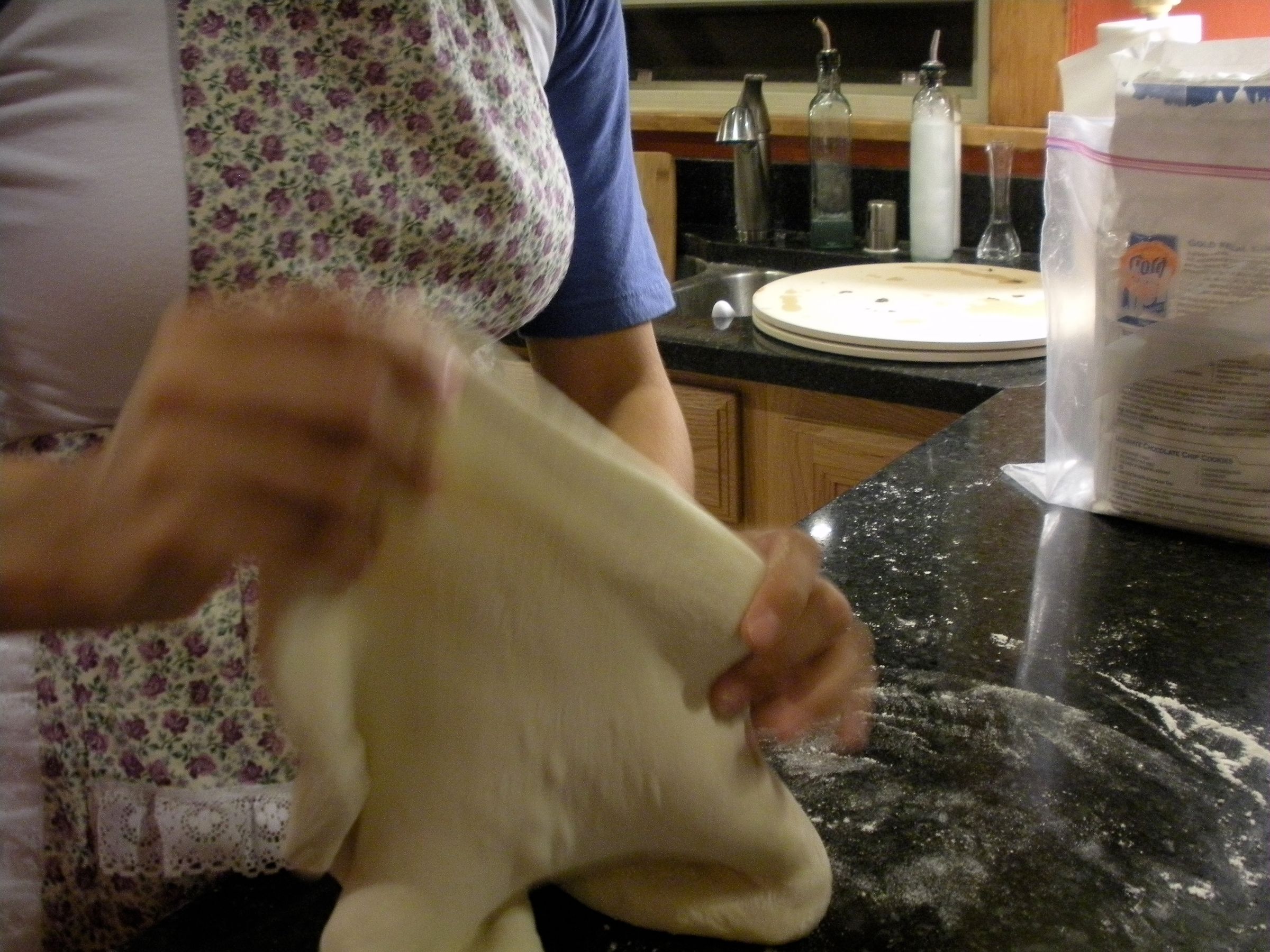 Dealing With Pizza Dough : 6 Steps (with Pictures) - Instructables