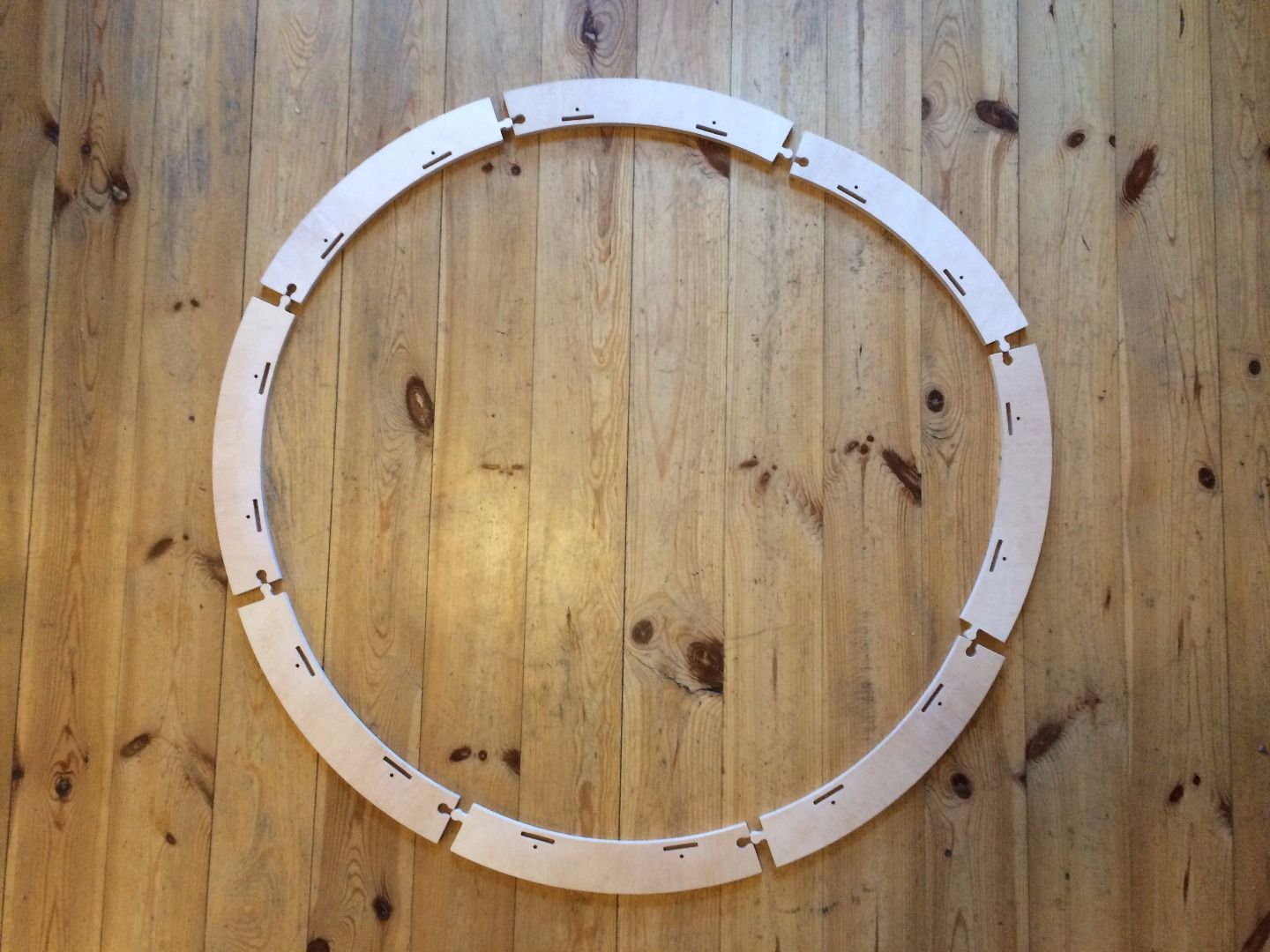 Kuna Puzzle Wheel: How to Assemble a Modular Plywood Pet Training ...