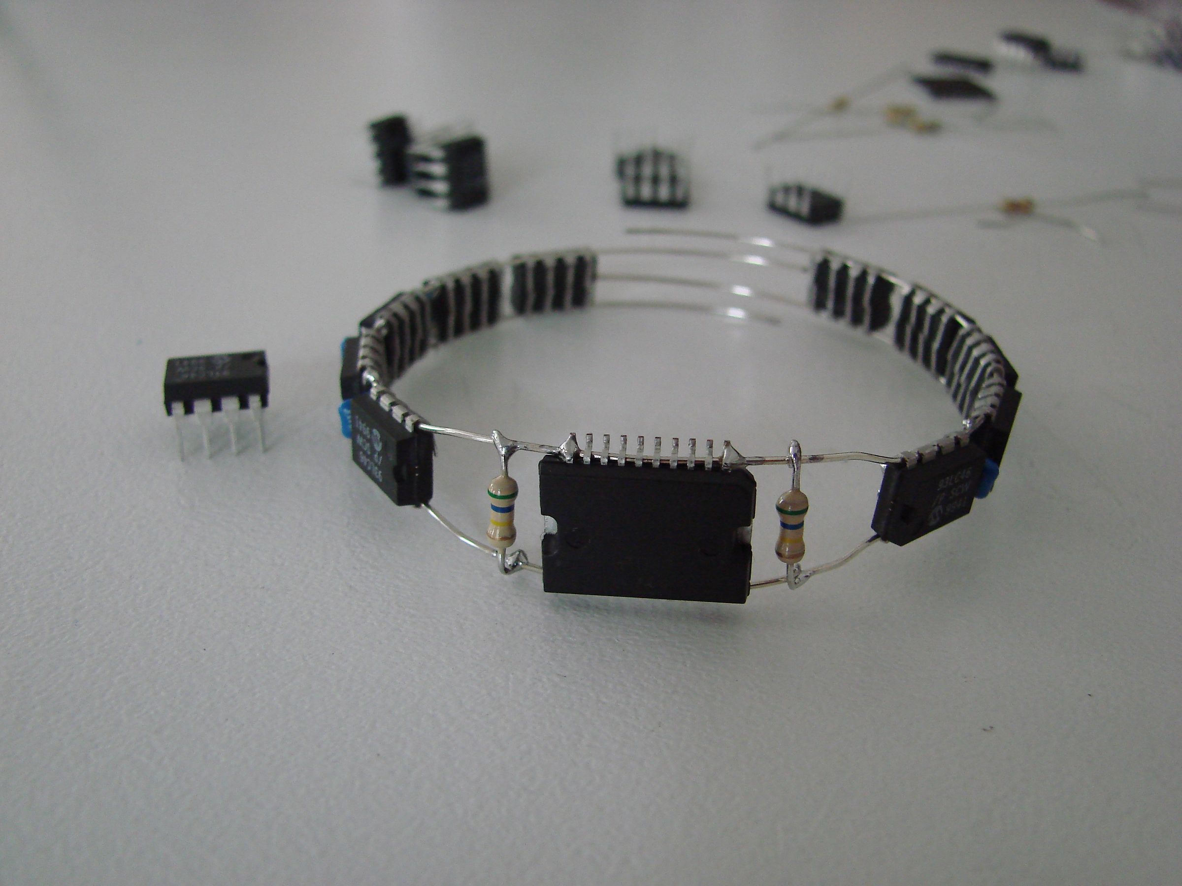 Electronic Bracelet : 6 Steps (with Pictures) - Instructables