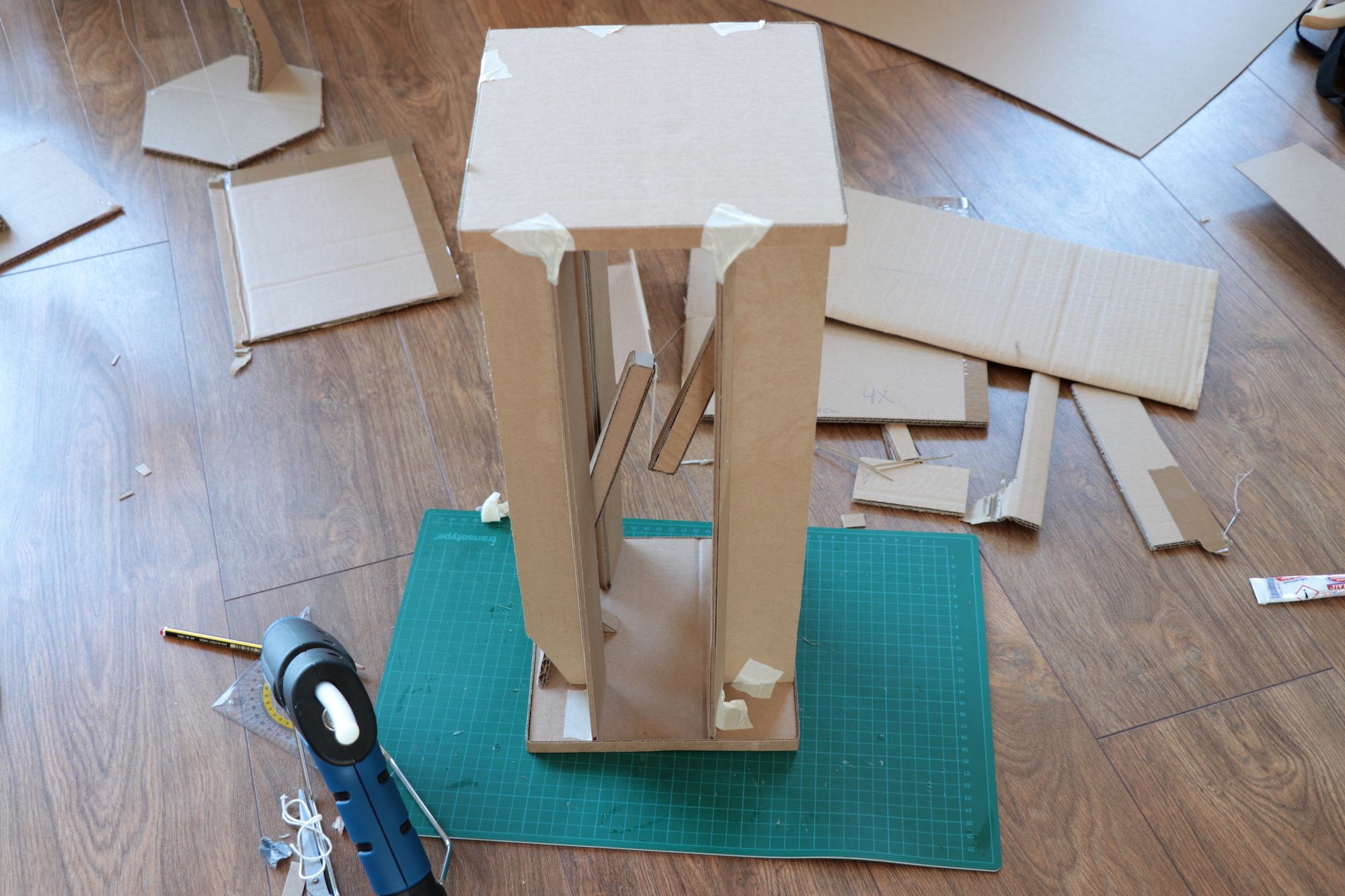 Levitating Side Table Made From Old Cardboard Boxes : 7 Steps (with ...