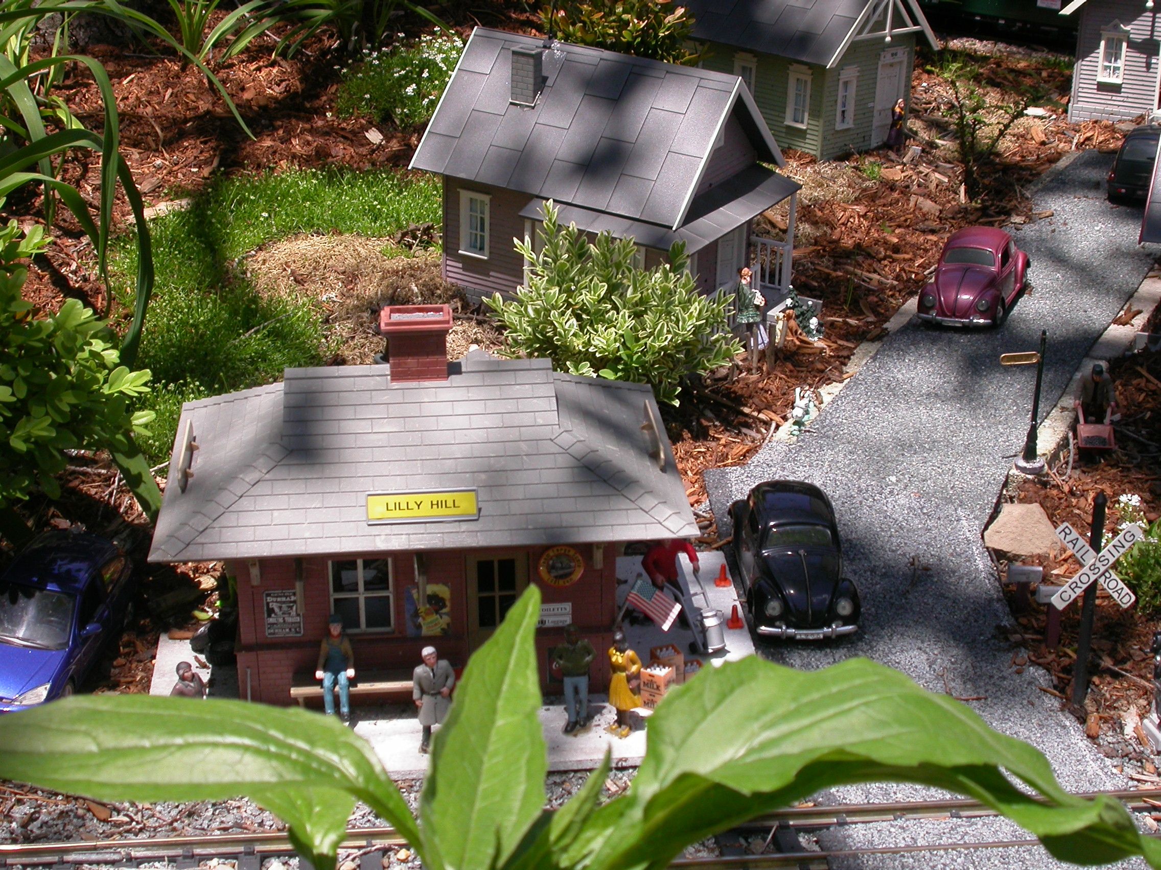 My Backyard Garden Railway (with Pictures) - Instructables