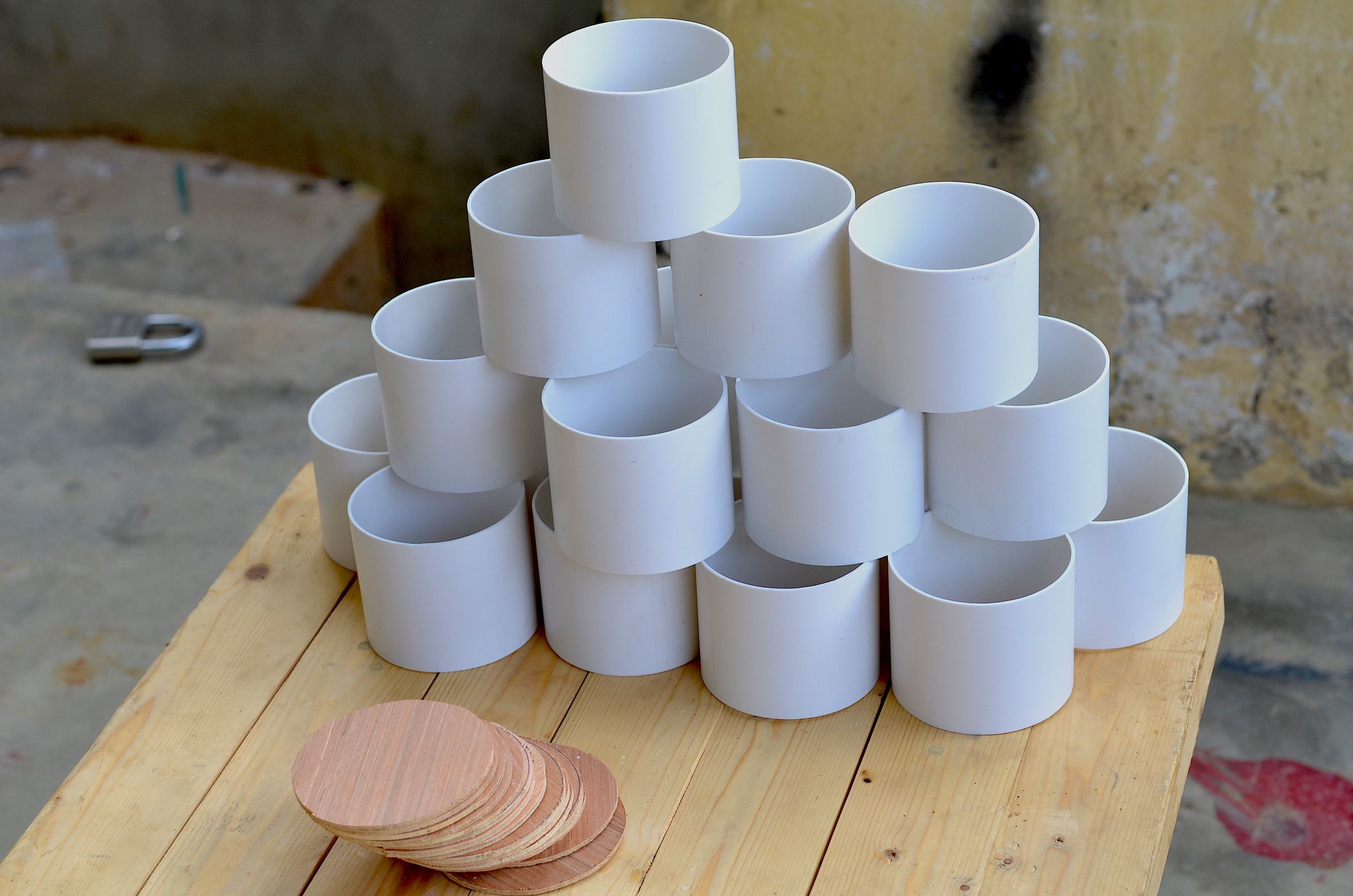 DIYers PVC Organizer Workbench/Table : 15 Steps (with Pictures ...