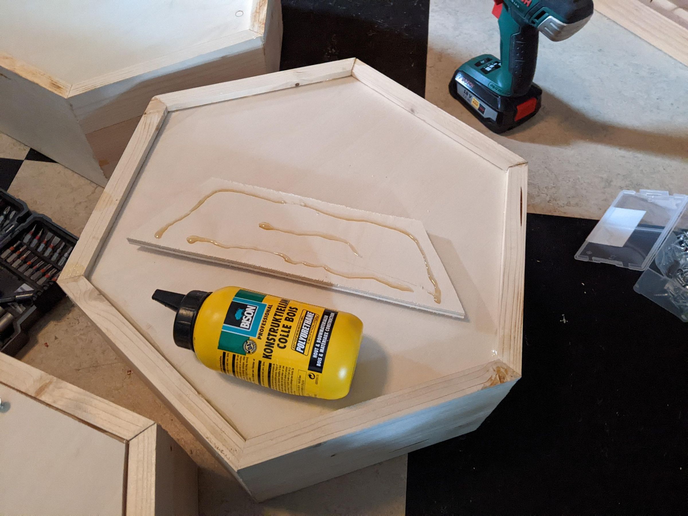 Hexagon Shelf : 10 Steps (with Pictures) - Instructables