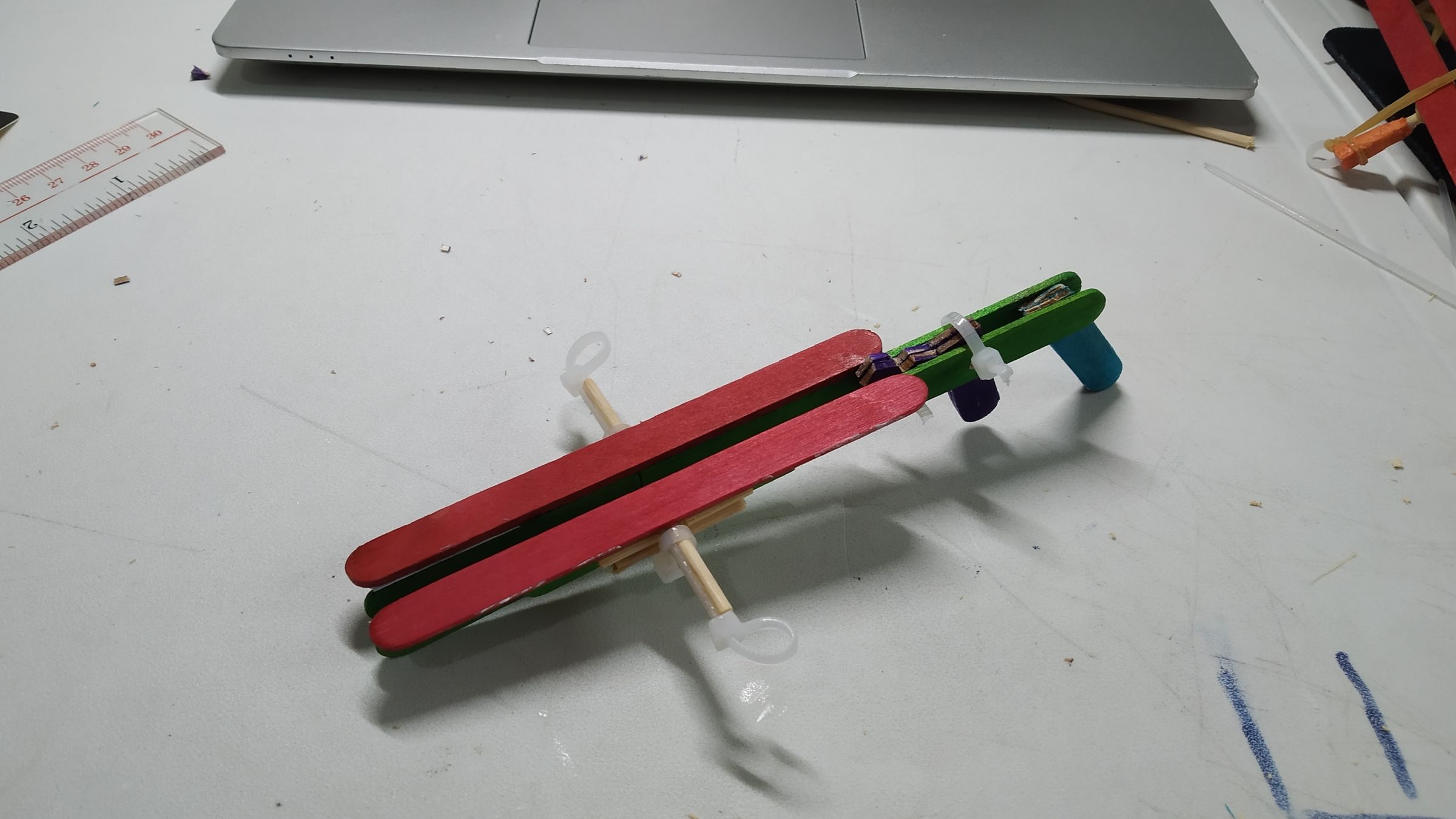 Rubber Band Powered Paper Airplane Gun : 7 Steps (with Pictures ...
