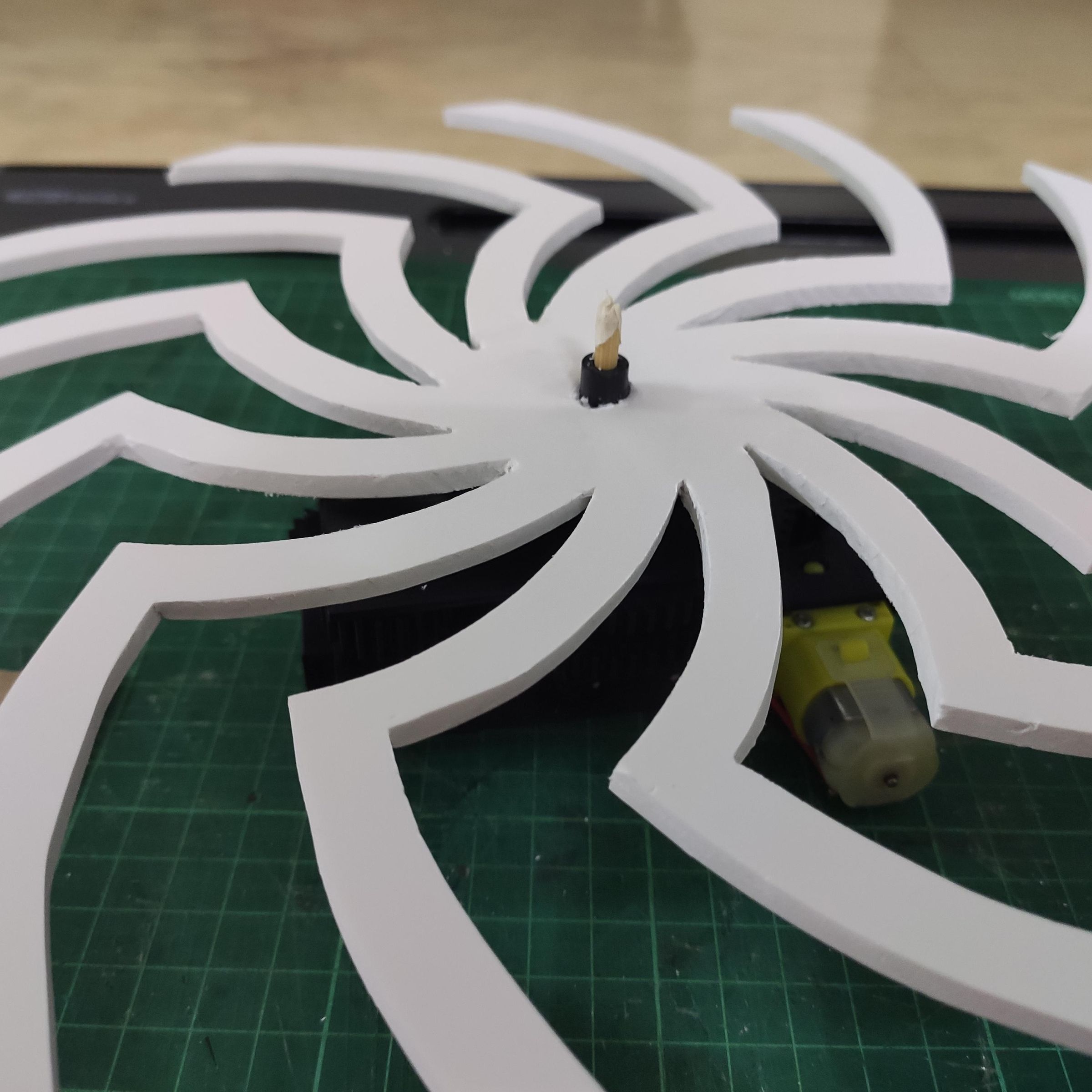 Kinetic Sculpture V1 : 8 Steps (with Pictures) - Instructables