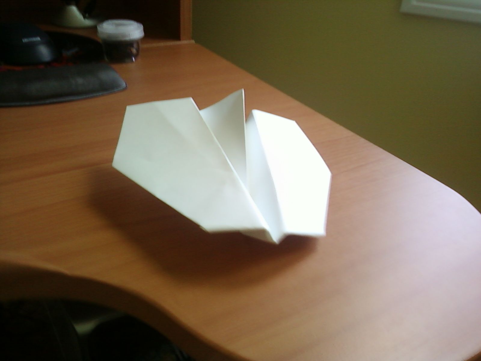 How to Make a Stunt Paper Airplane : 7 Steps (with Pictures ...