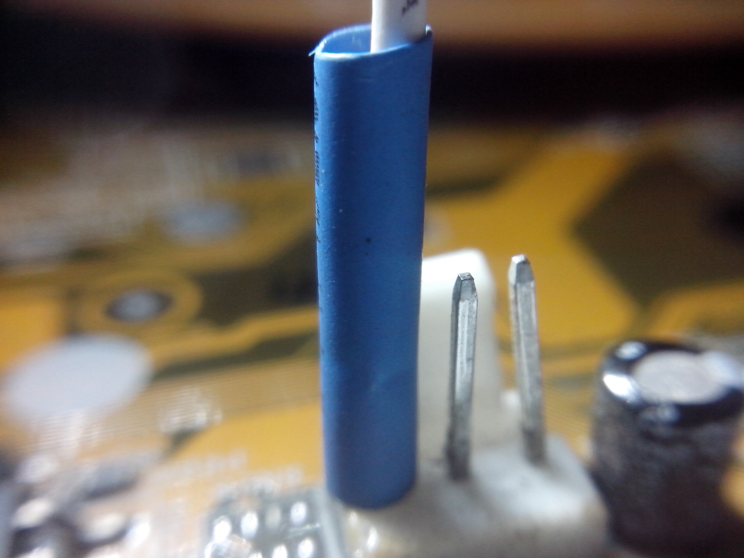 DIY Arduino and Breadboard Jumper Cables From Scrap Electronics : 6 ...