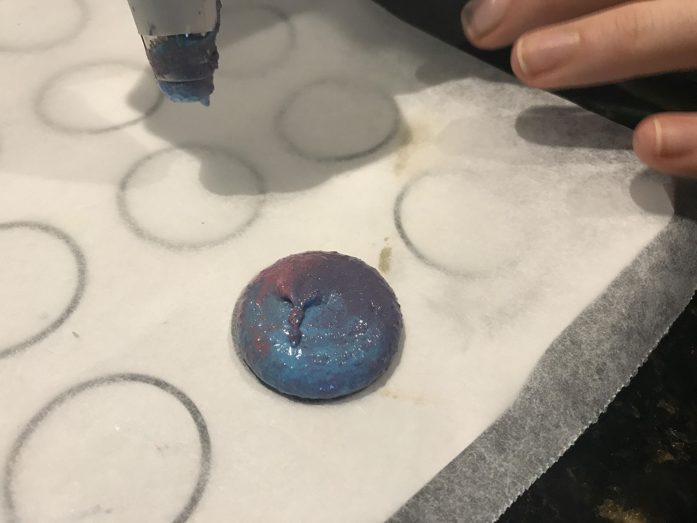 Galaxy Macarons : 9 Steps (with Pictures) - Instructables