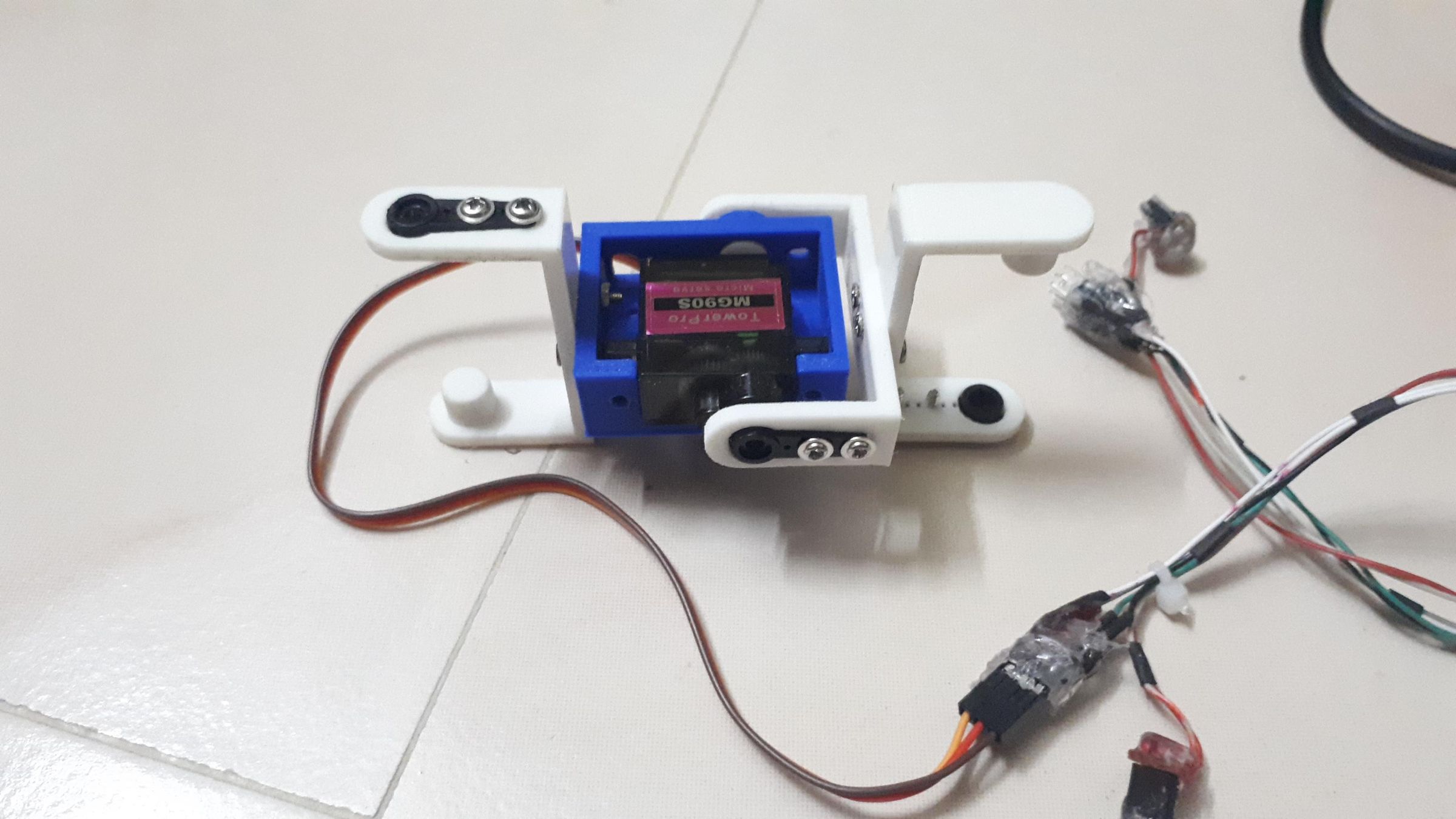 Inchworm Robot - Modular, Move Allsides With BT App : 22 Steps (with ...