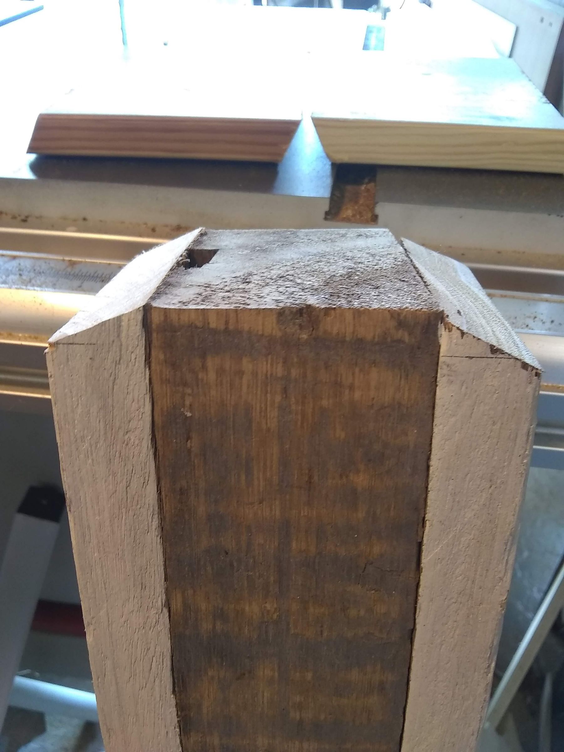 Bee & Bug Tower Hotel : 7 Steps (with Pictures) - Instructables