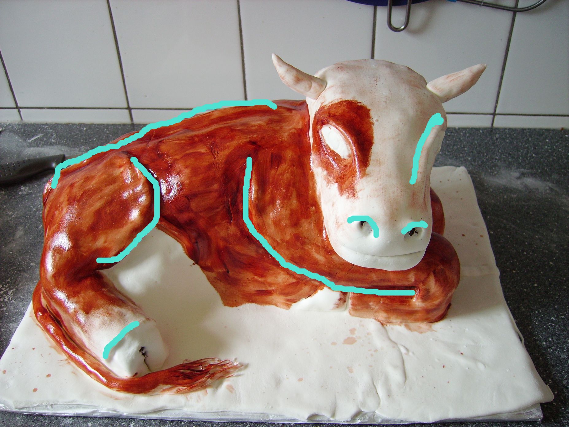 Cow Cake Step by Step : 9 Steps (with Pictures) - Instructables