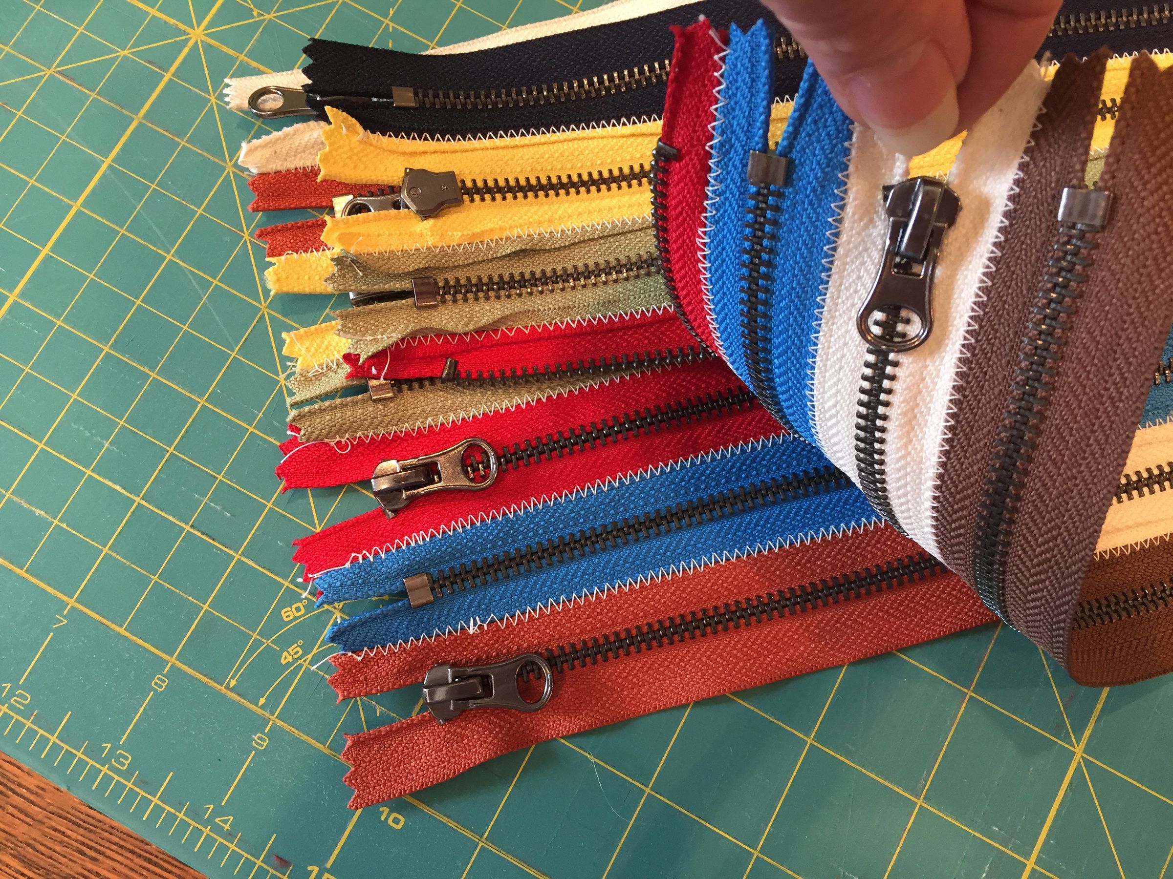 How to Make Zipper Bag : 5 Steps (with Pictures) - Instructables