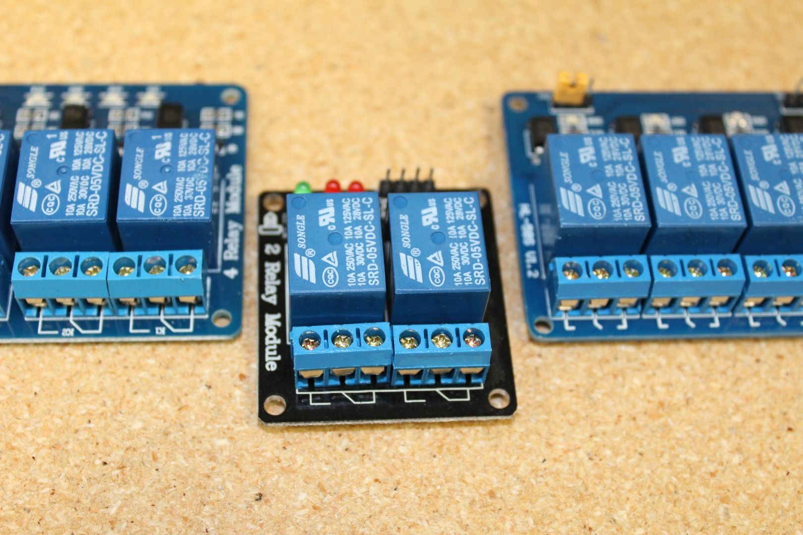 Using Relay Boards to Control Linear Actuators : 5 Steps - Instructables