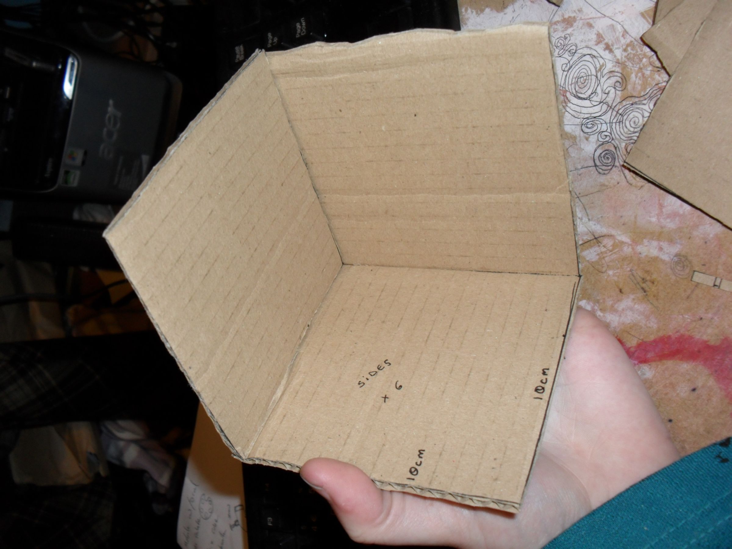 Cardboard Props: 80's Boom Box Ghetto Blaster : 10 Steps - Instructables