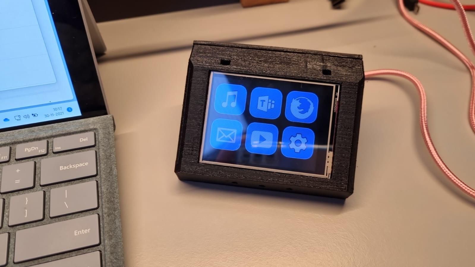 A Bluetooth ESP32 TFT + Touch Macro Keypad) : 10 Steps (with Pictures ...