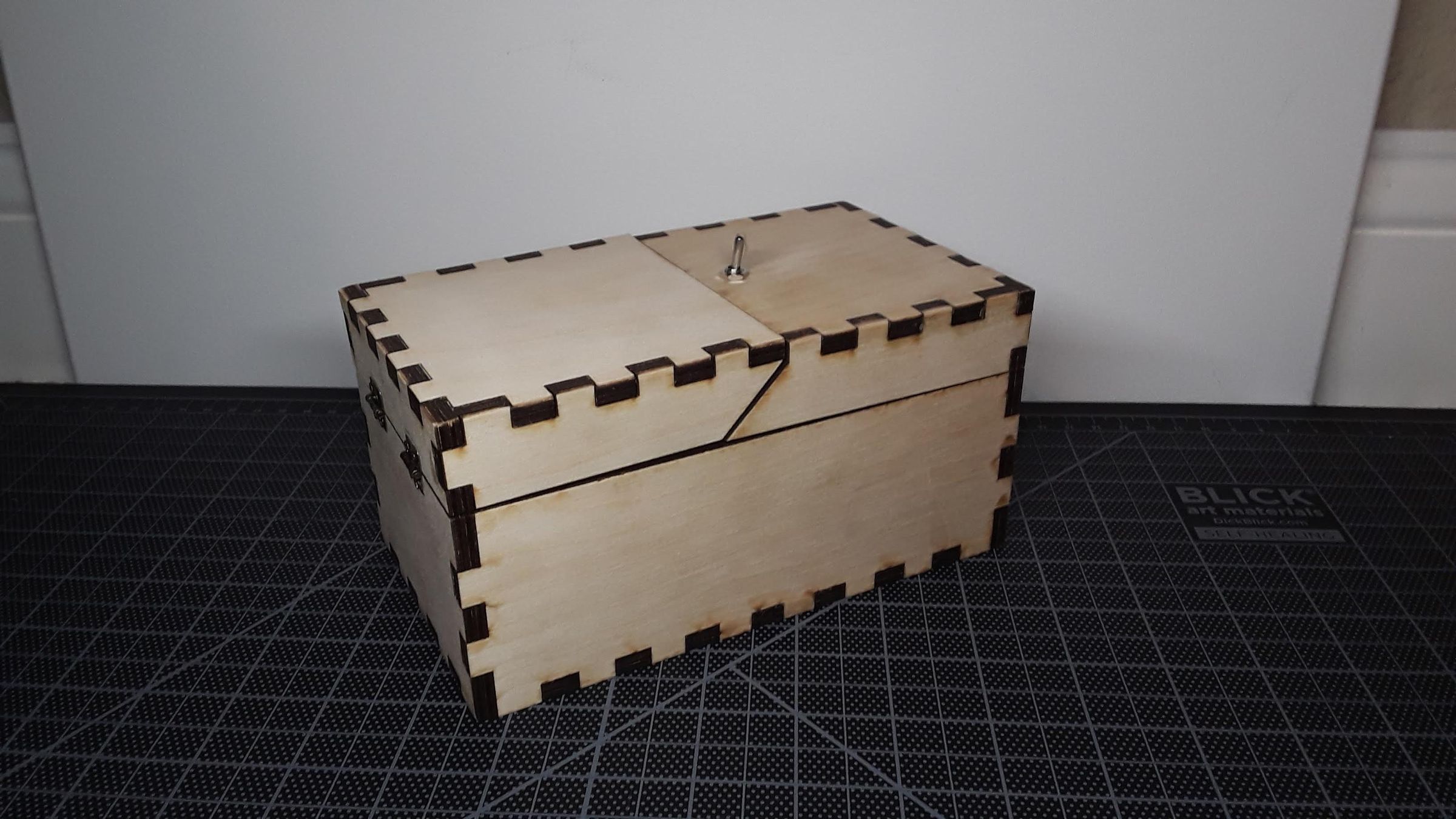 Useless Box : 6 Steps (with Pictures) - Instructables