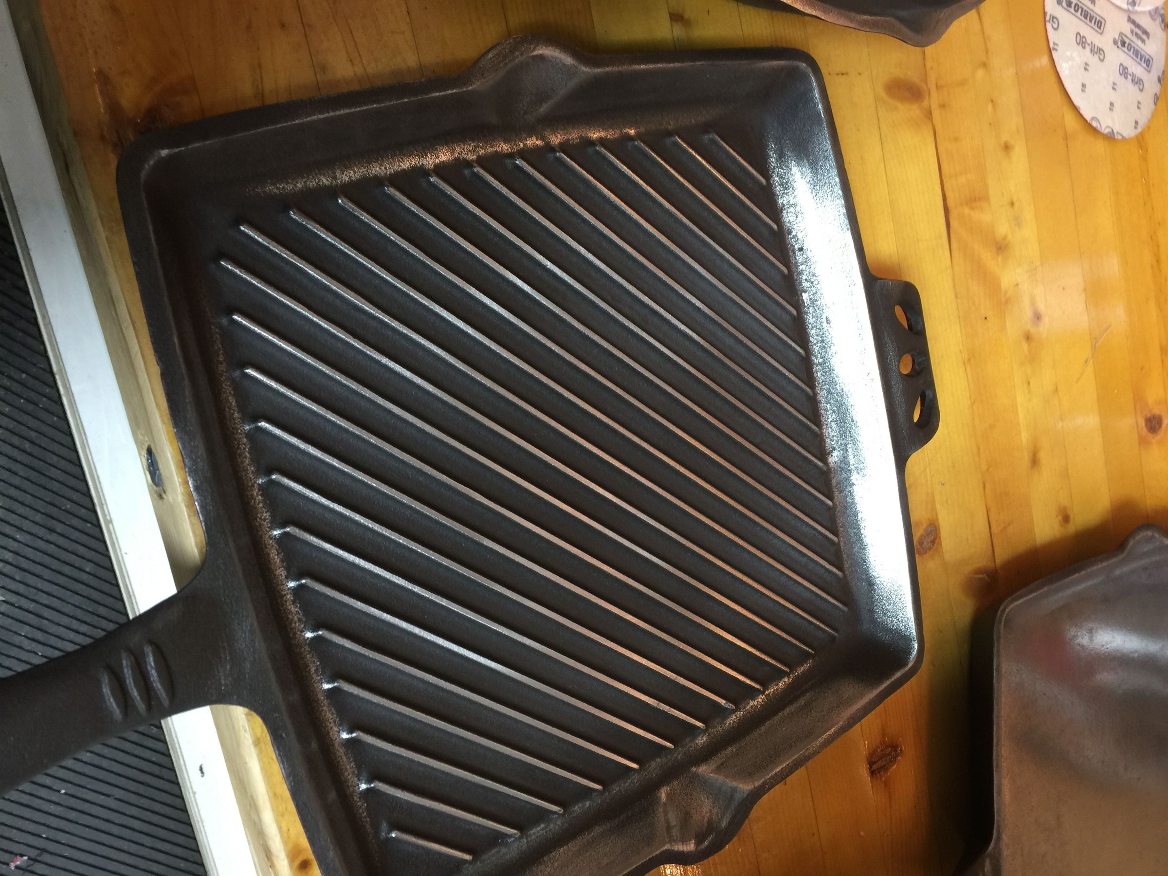 Sanding and Polishing - Cast Iron Skillet Cookware : 16 Steps (with ...