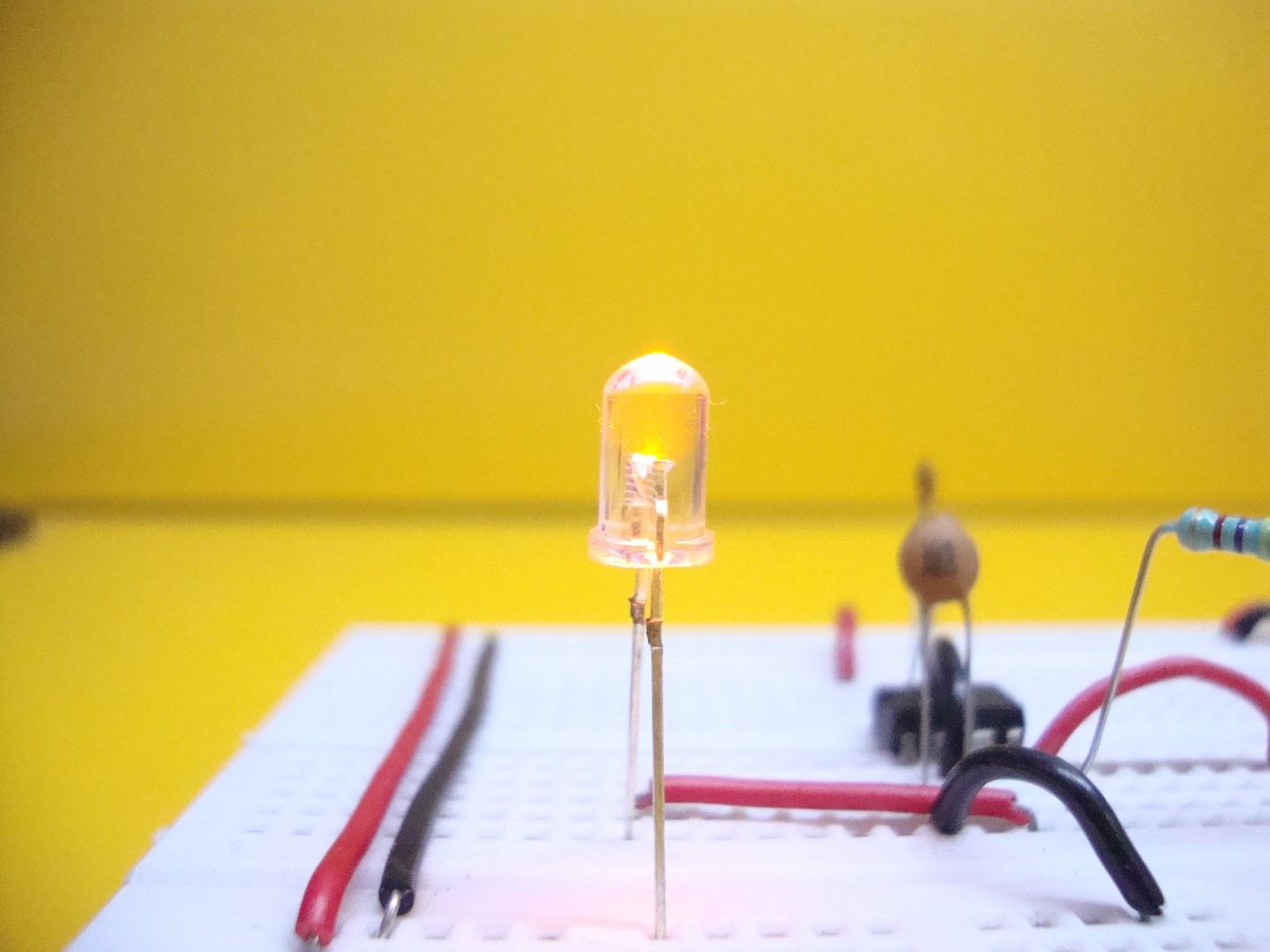 10 Breadboard Projects for Beginners : 17 Steps (with Pictures ...