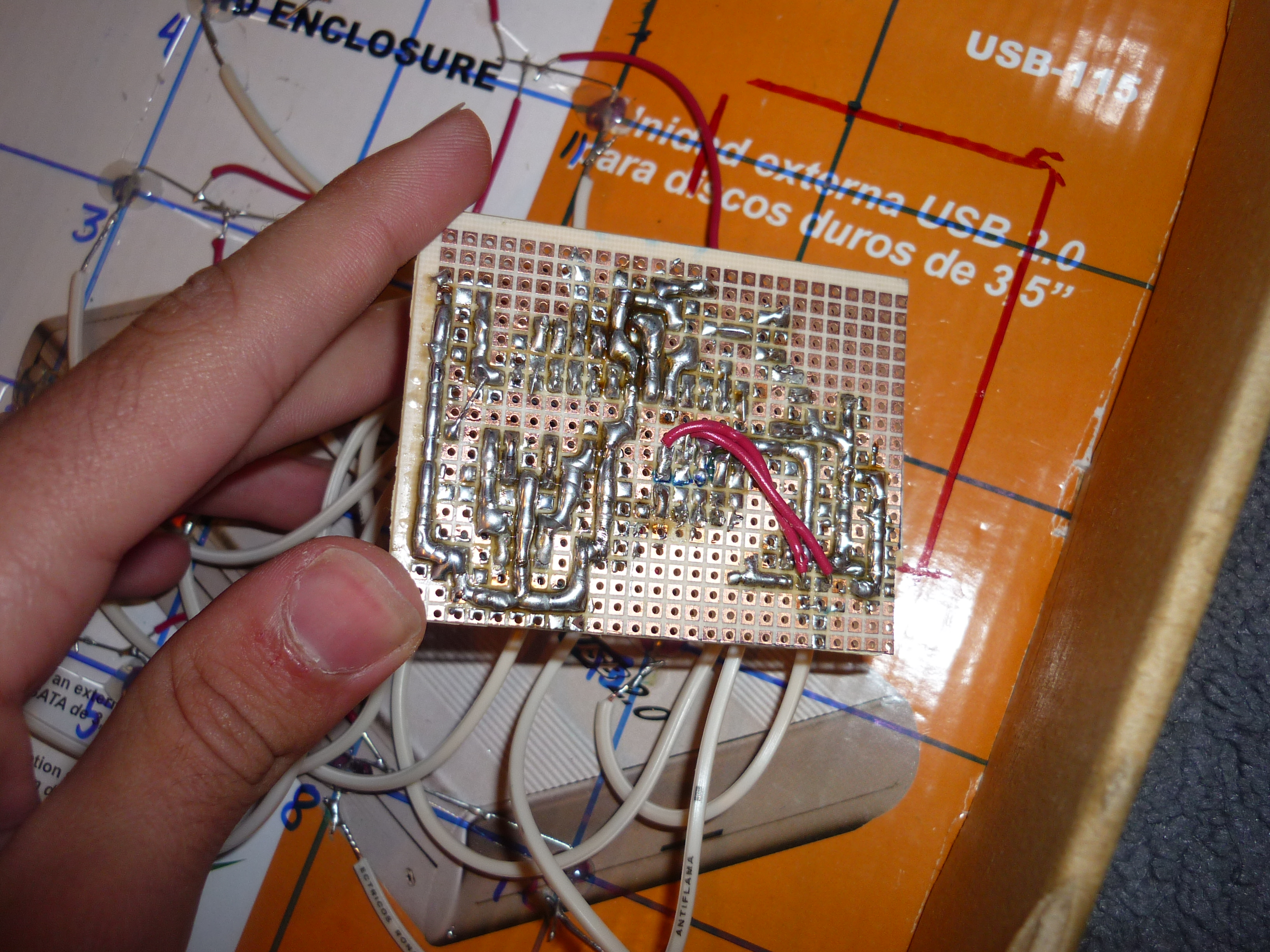 LED Binary Clock : 14 Steps (with Pictures) - Instructables