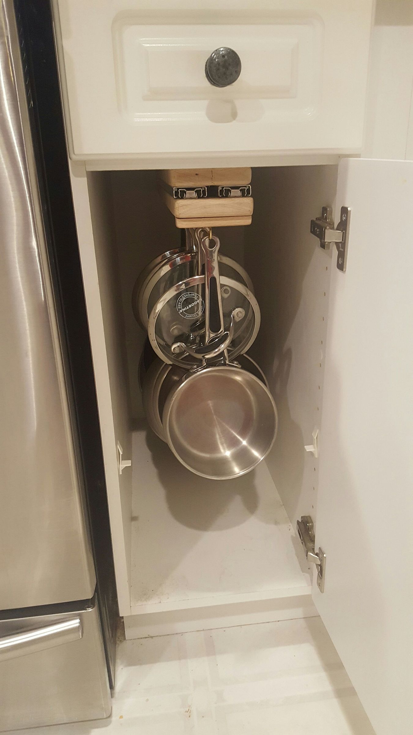 Sliding Pot Rack : 12 Steps - Instructables