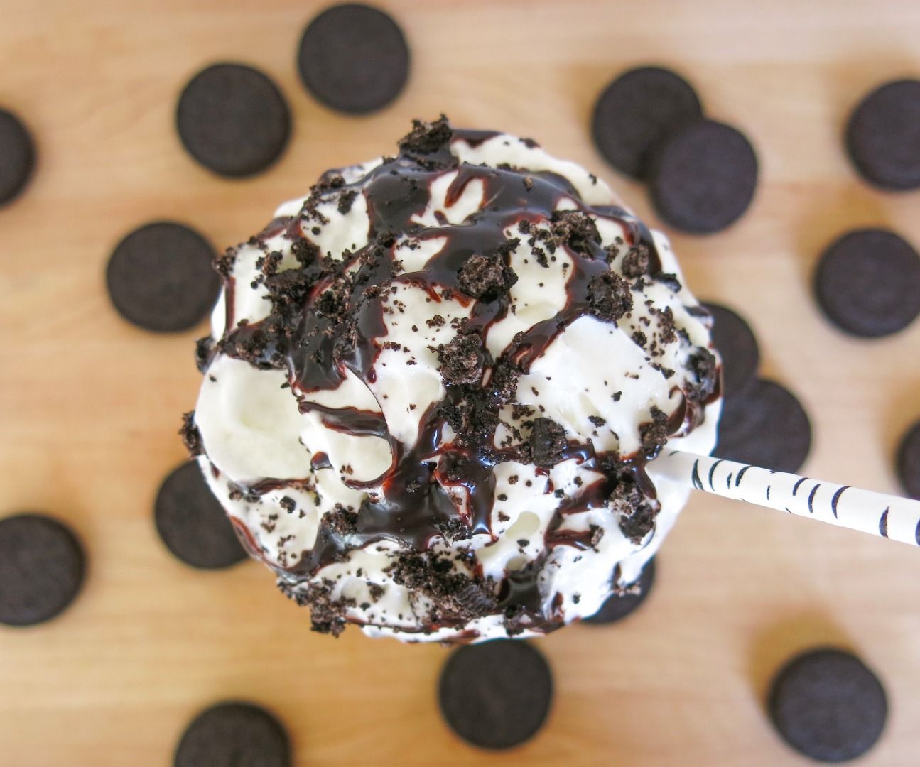 Oreo Frappuccino Recipe (Cookies and Cream Frappuccino) : 3 Steps (with ...