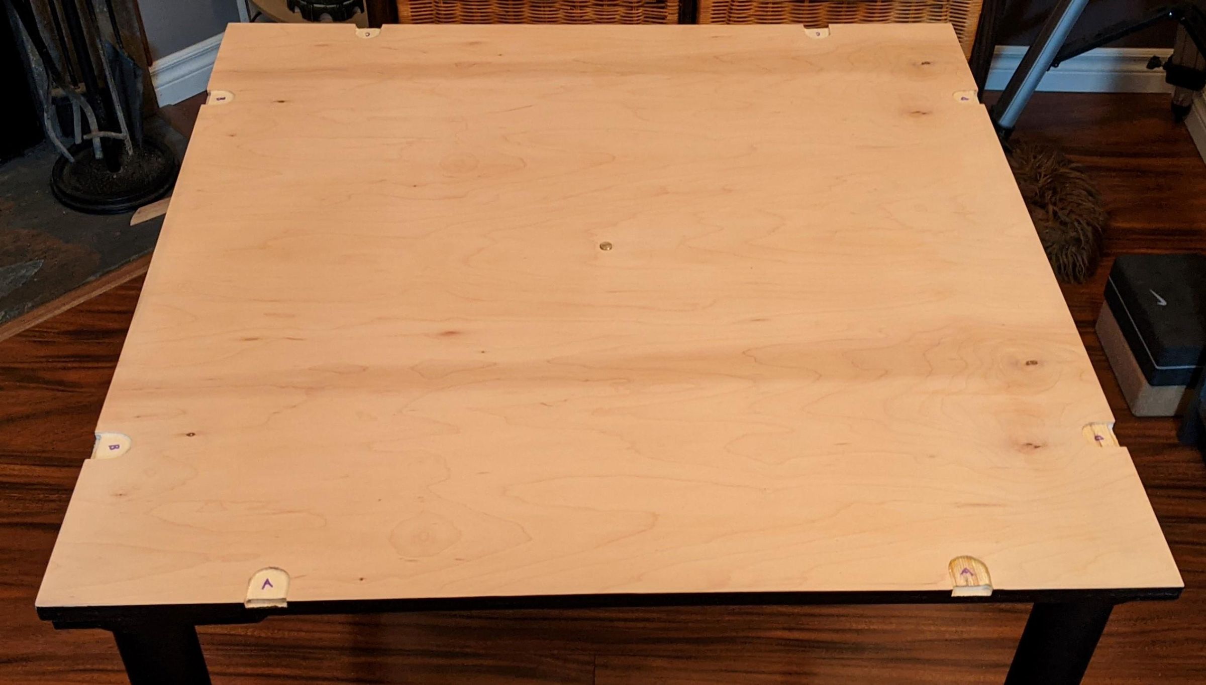 Space Saving Expandable Table for Tabletop and Board Games : 25 Steps ...