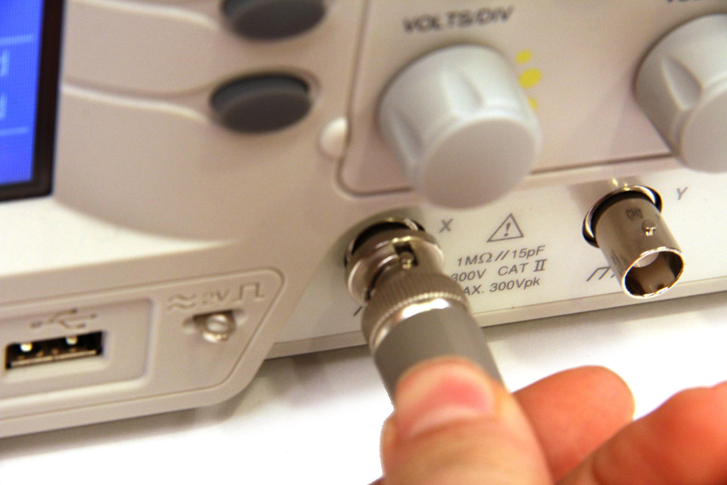 Oscilloscope How To : 10 Steps (with Pictures) - Instructables