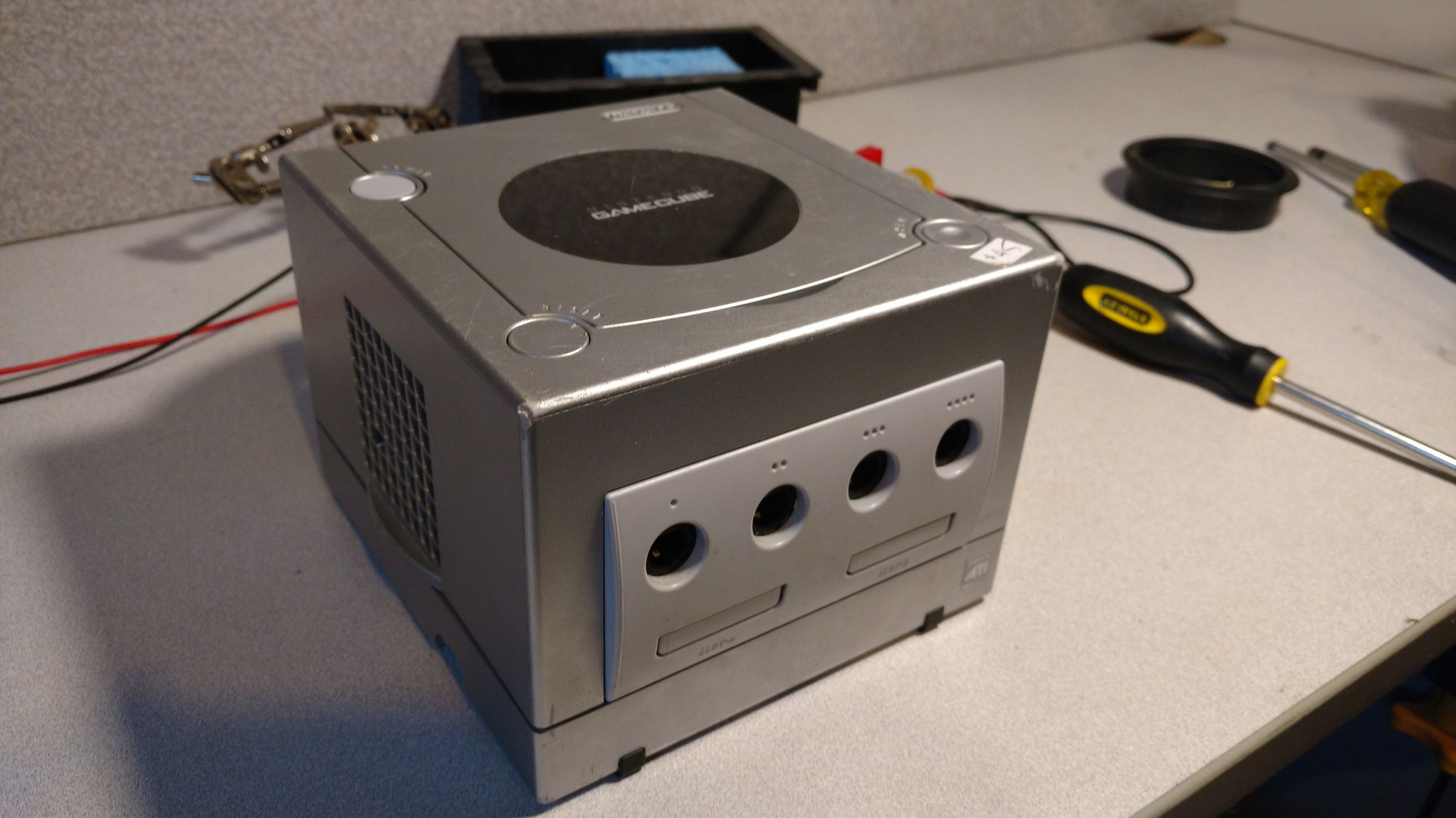 Retropie Gamecube Case Project : 14 Steps - Instructables