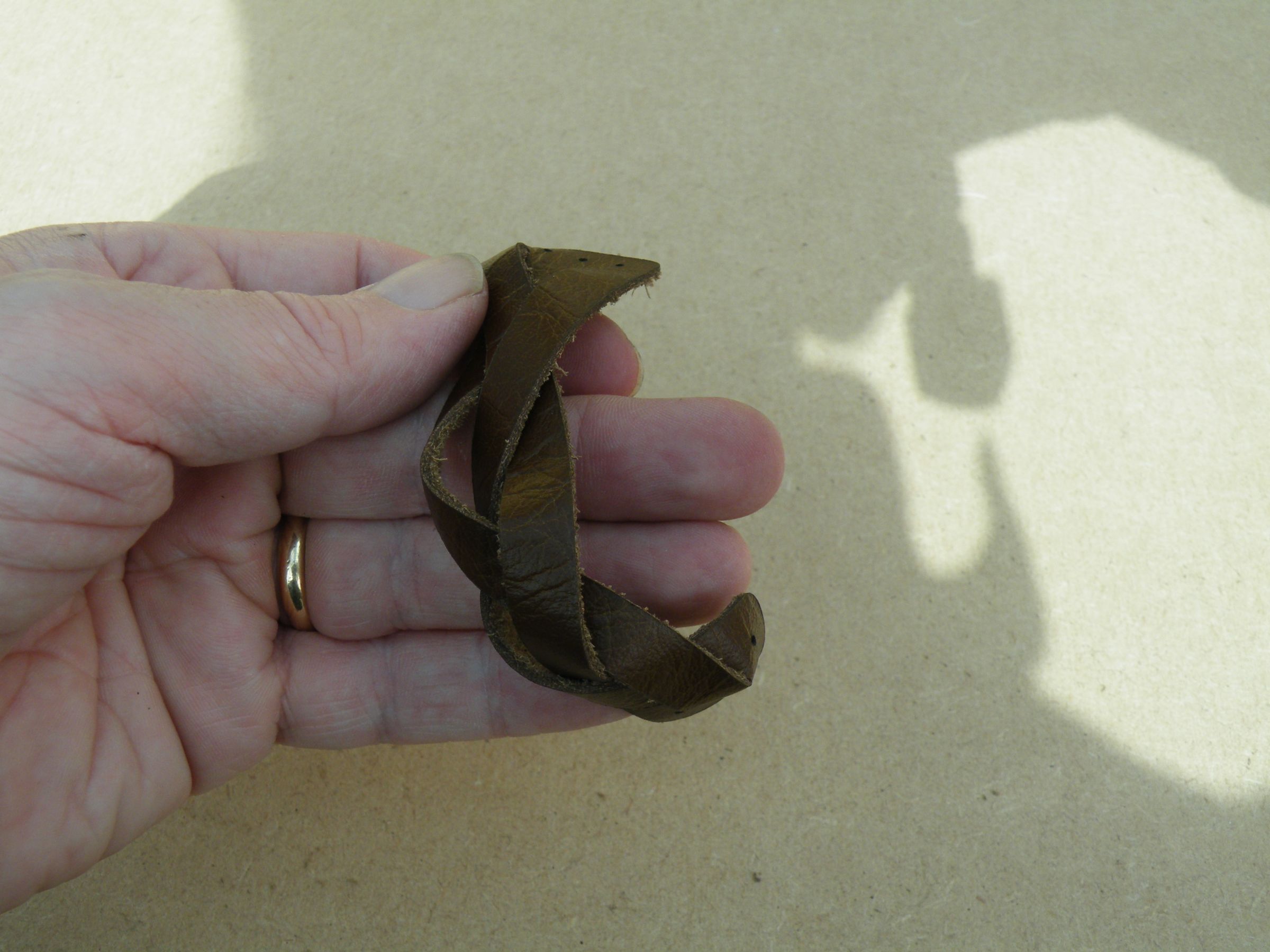 Plaited Leather Woggle : 8 Steps (with Pictures) - Instructables