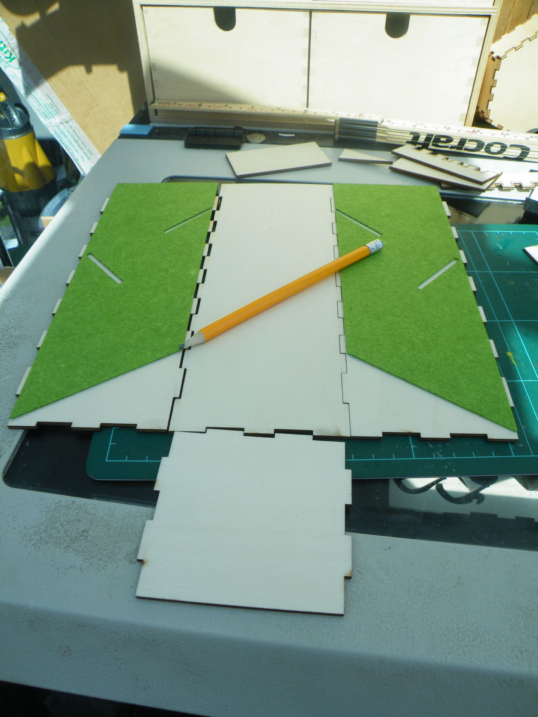 Dice Tower : 17 Steps (with Pictures) - Instructables